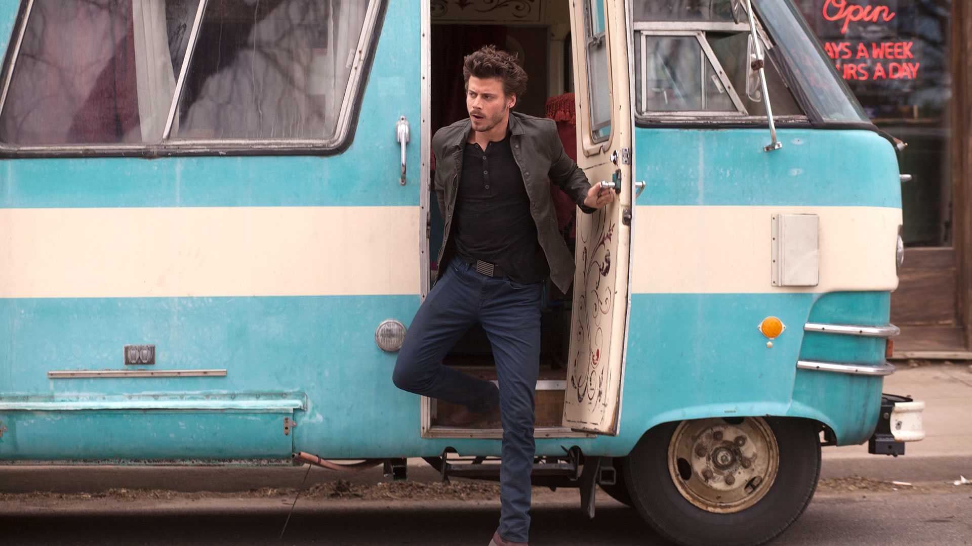 Watch Midnight, Texas Current Preview: Midnight, Texas: First Look ...