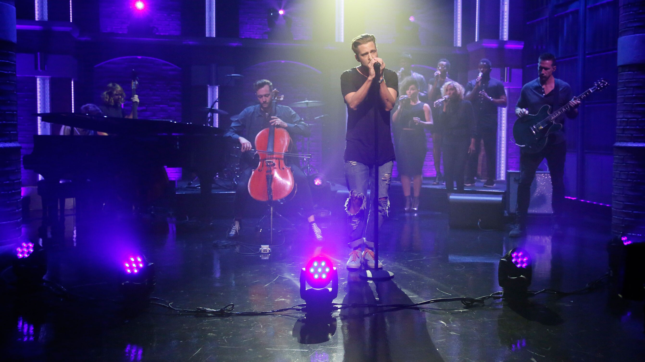 Watch Late Night with Seth Meyers Highlight: OneRepublic: "Truth to ...
