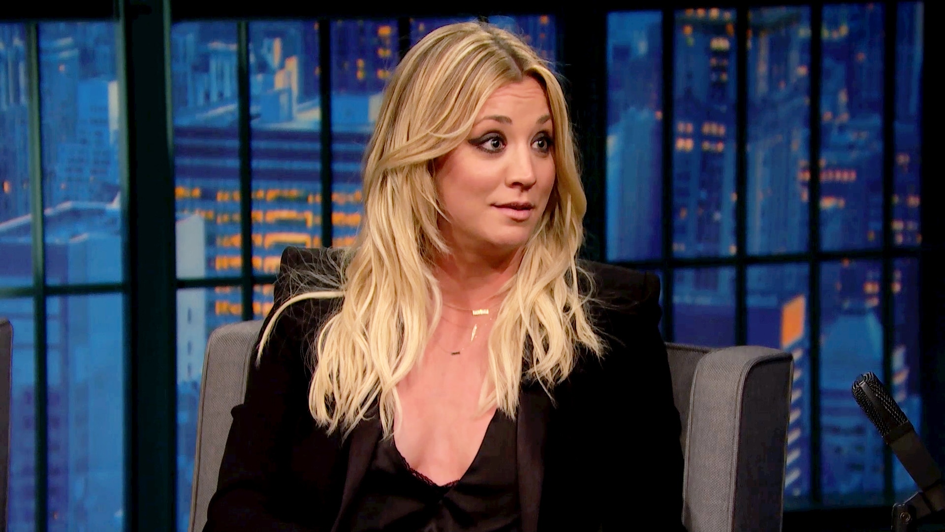 Watch Late Night with Seth Meyers Episode: Kaley Cuoco, Michael Ian ...