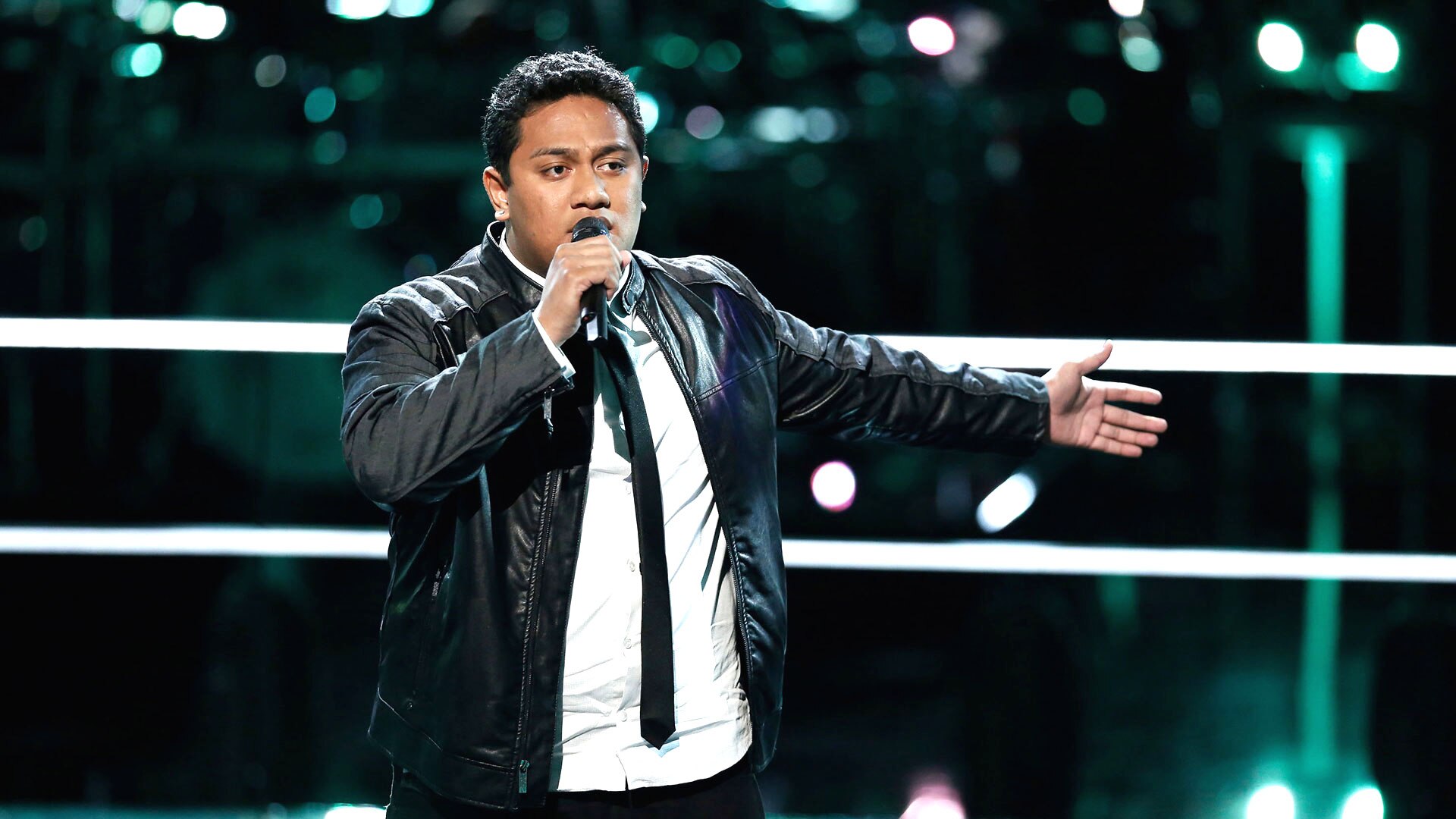 Watch The Voice Highlight: Joe Tolo: "One of Us" - NBC.com