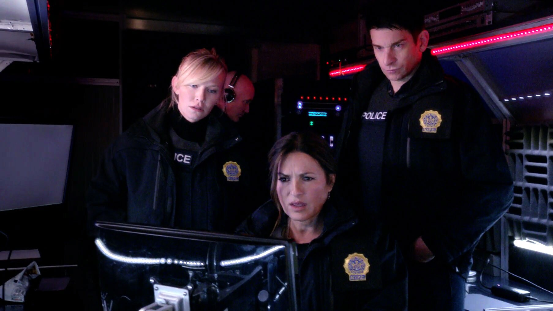 Watch Law And Order Special Victims Unit Current Preview A Sex Scandal Too Hot For Svu