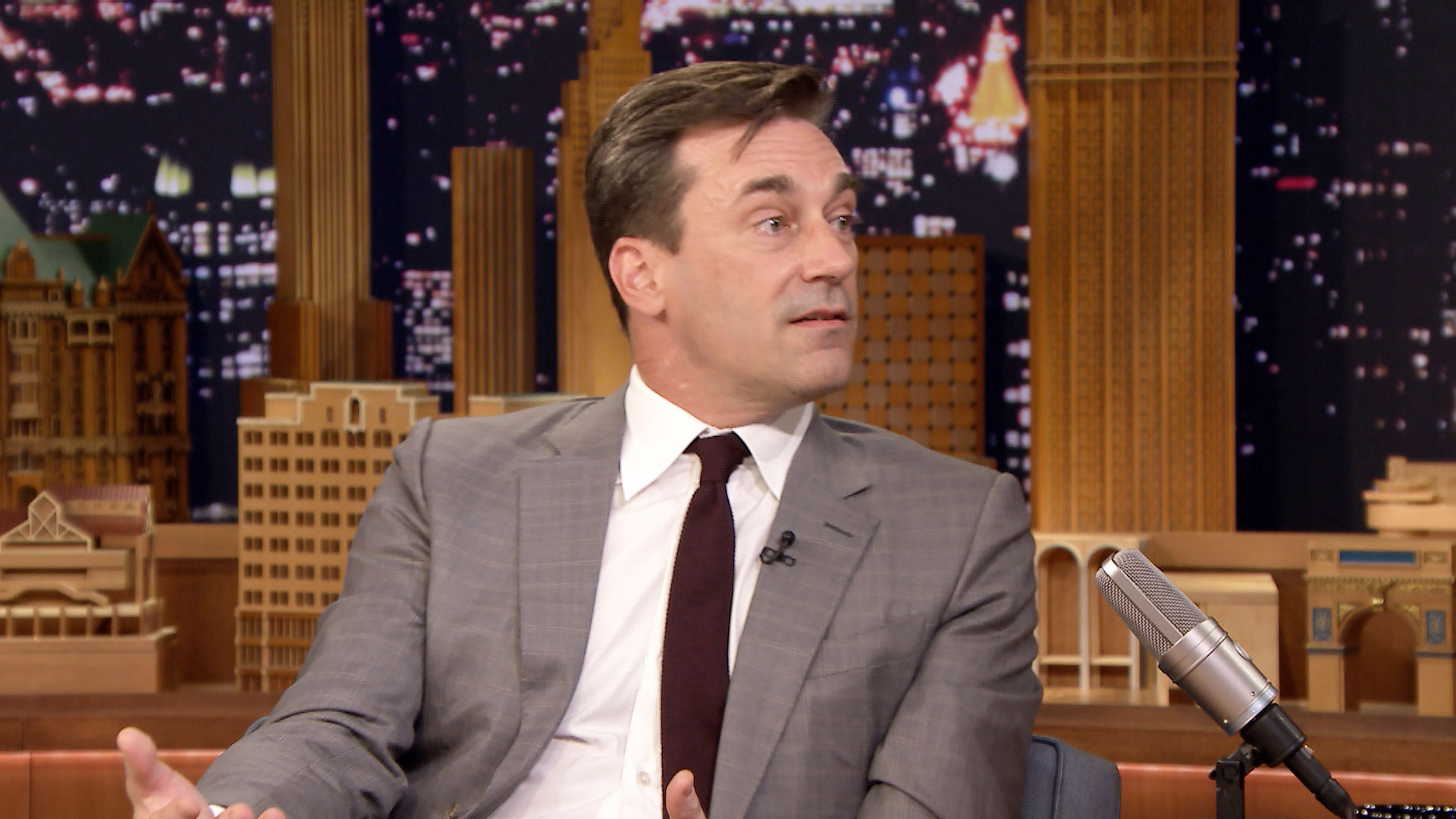 Watch The Tonight Show Starring Jimmy Fallon Interview: Jon Hamm Is an A.I. Hologram in Marjorie ...
