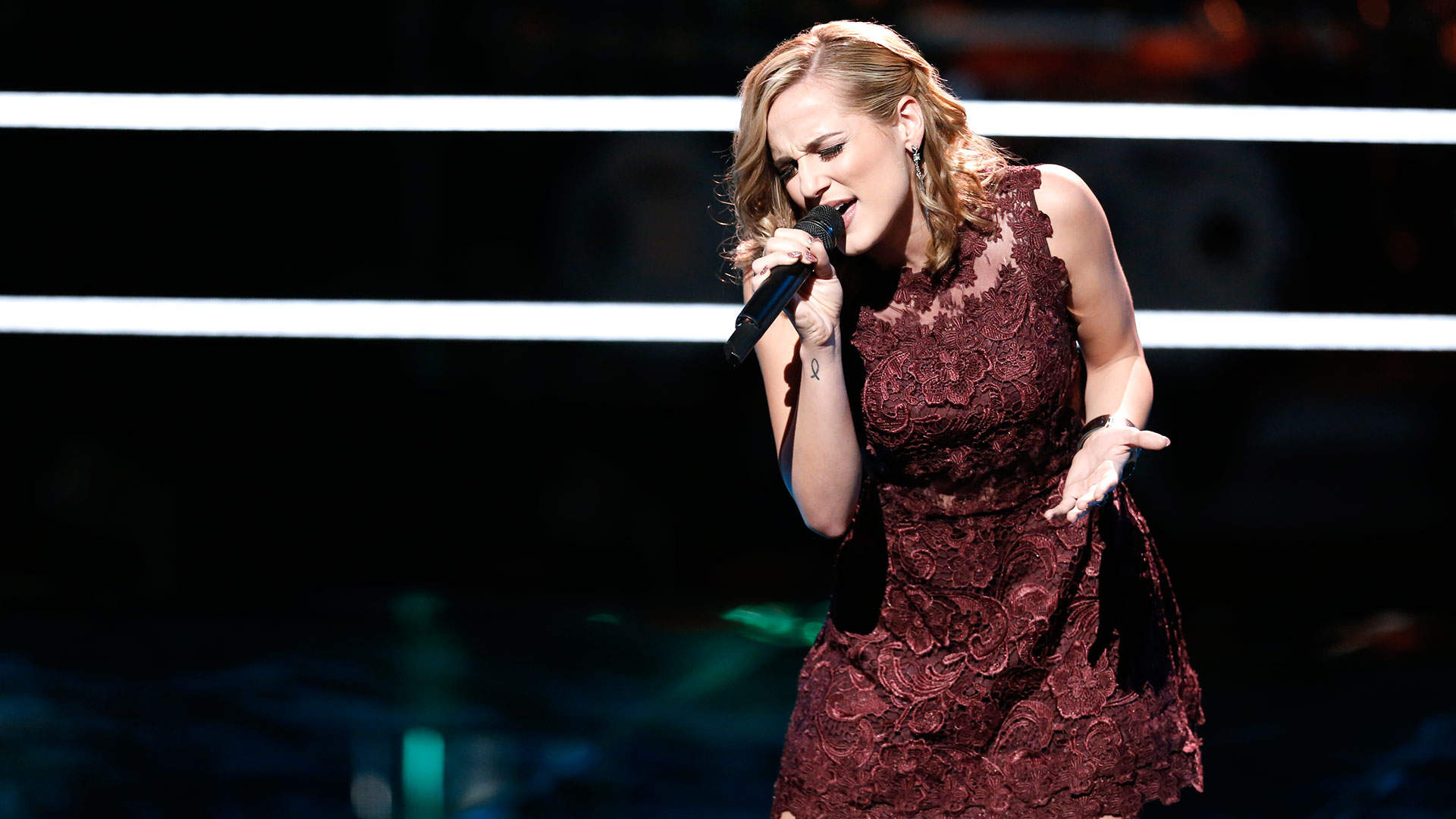Watch The Voice Highlight: Mary Sarah: "You Ain't Woman Enough (To Take ...