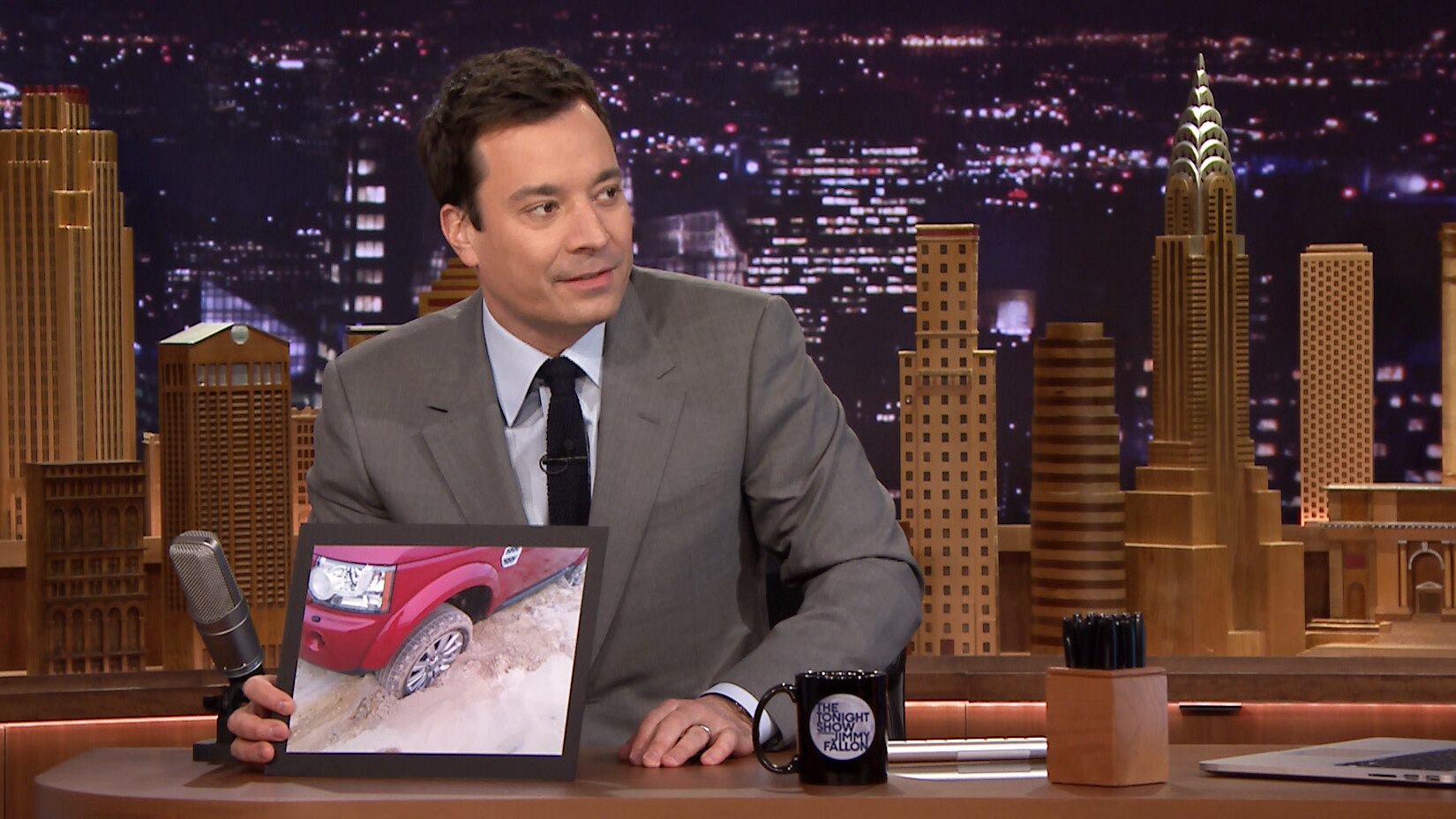 Watch The Tonight Show Starring Jimmy Fallon Highlight: Jimmy Got Stuck ...