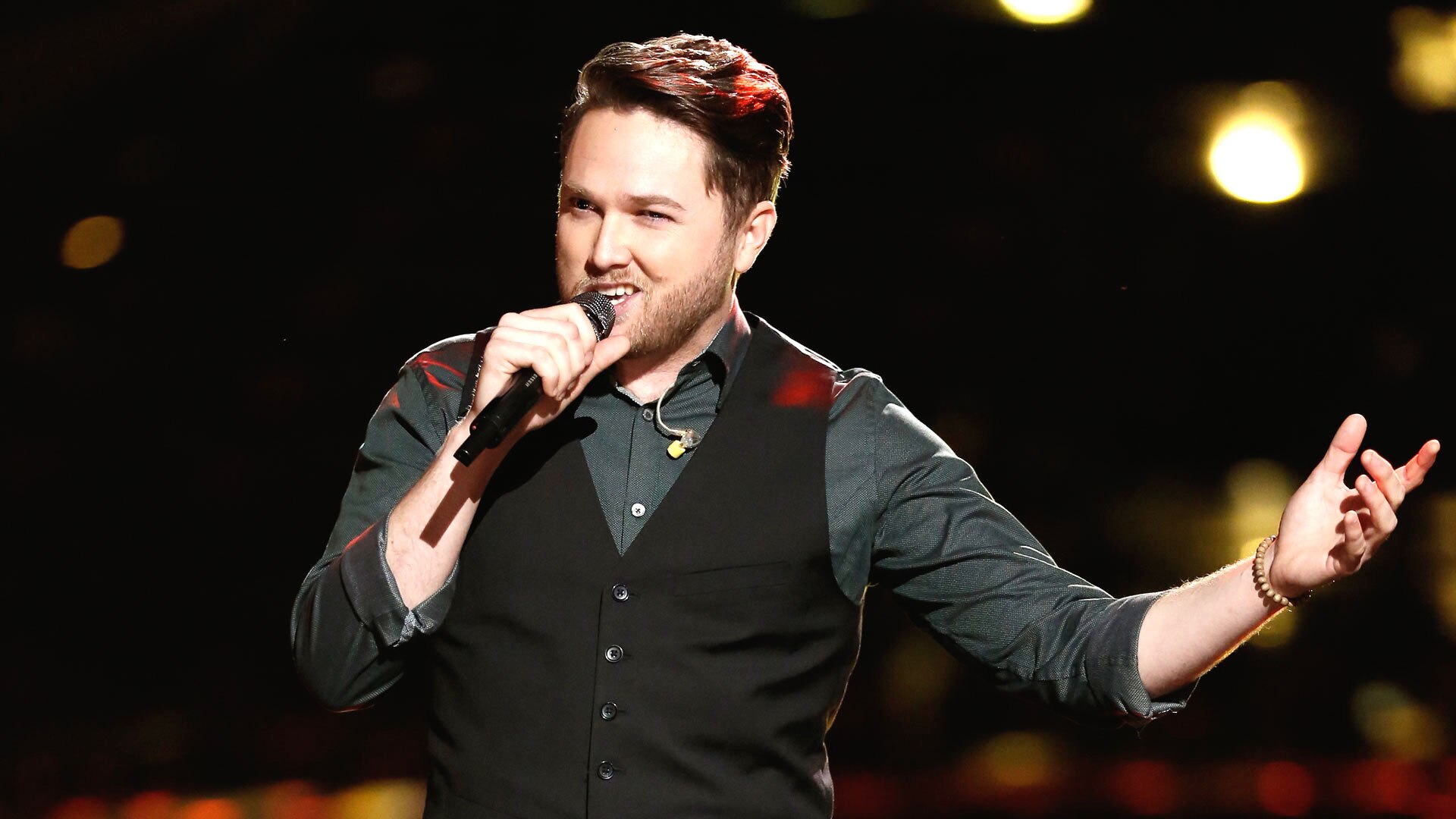 Watch The Voice Highlight: Luke Wade: "Have a Little Faith in Me" - NBC.com
