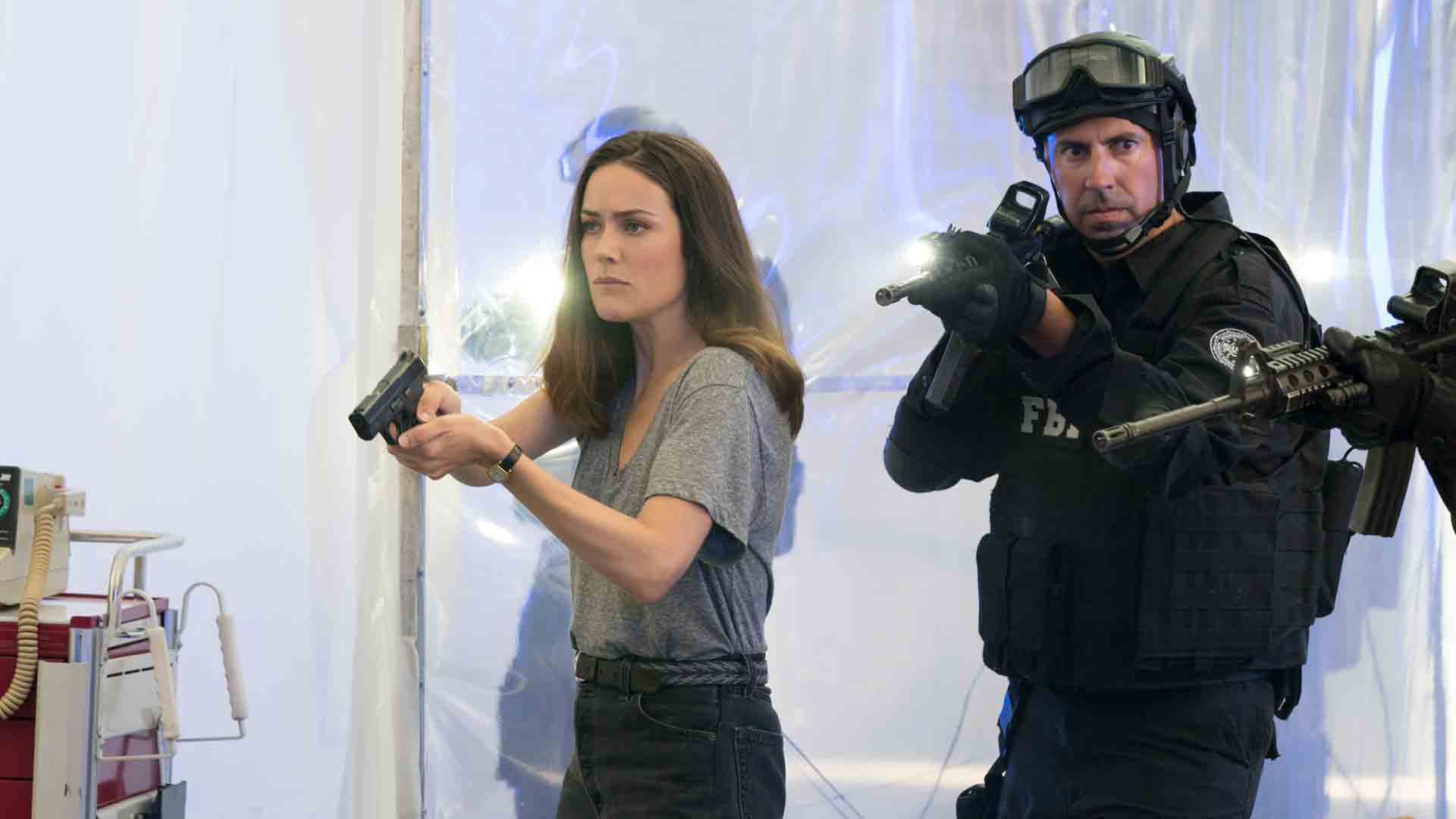 Watch The Blacklist Highlight: The Task Force Stops the Experiments ...