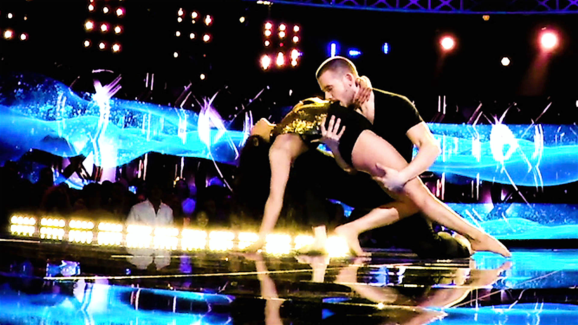 Watch World of Dance Web Exclusive: Ashley & Zack - Front Row - NBC.com