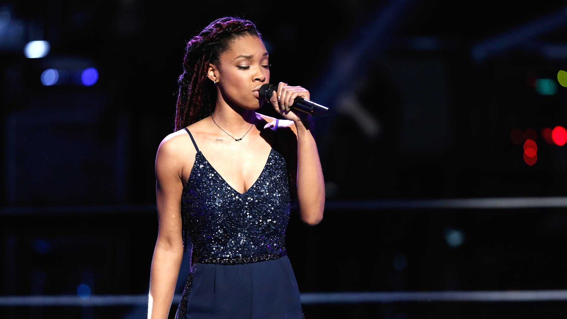 Watch The Voice Highlight: Maya Smith: "No One" - NBC.com