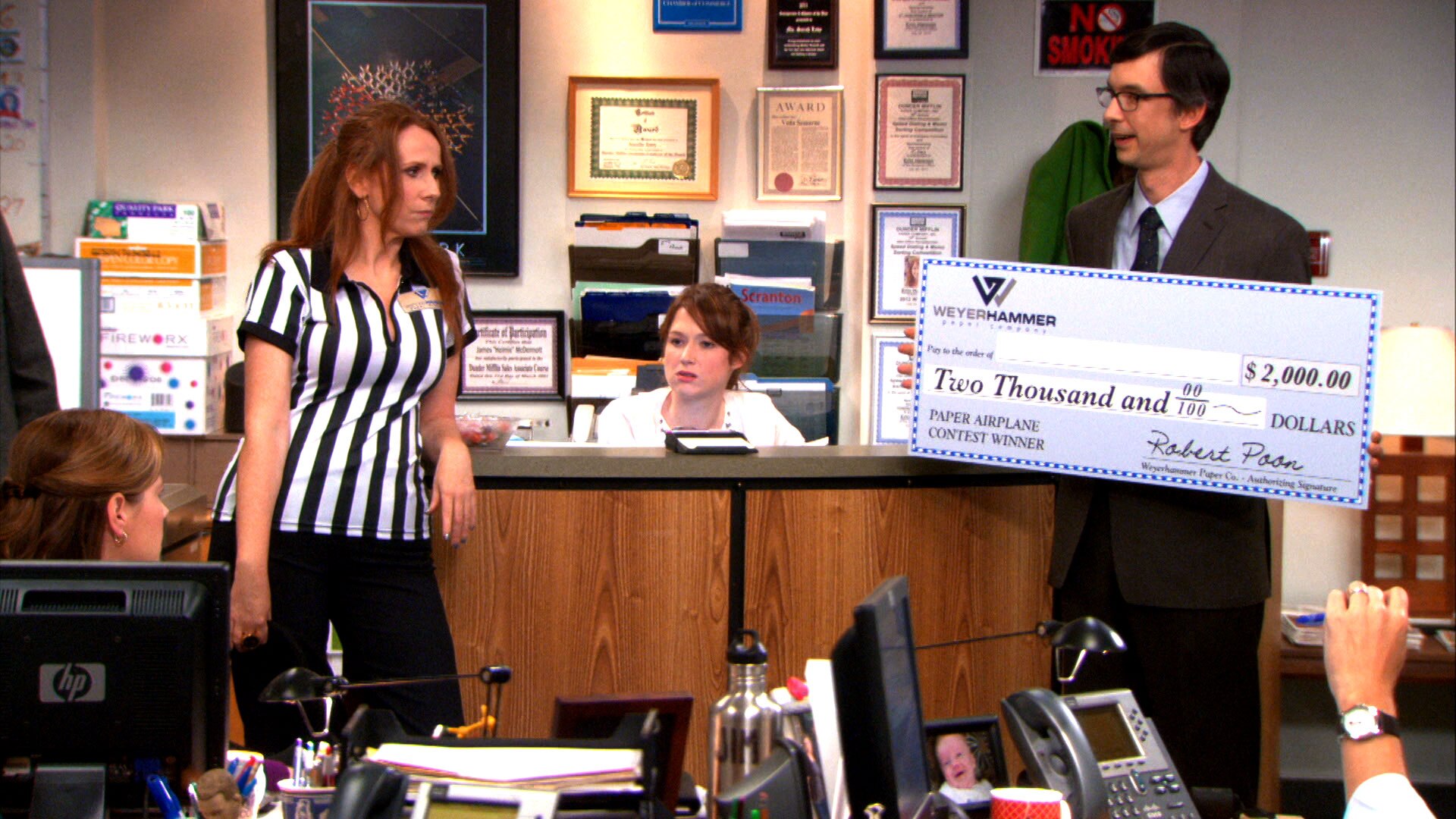 Watch The Office Highlight: Eyes on the Prize - NBC.com
