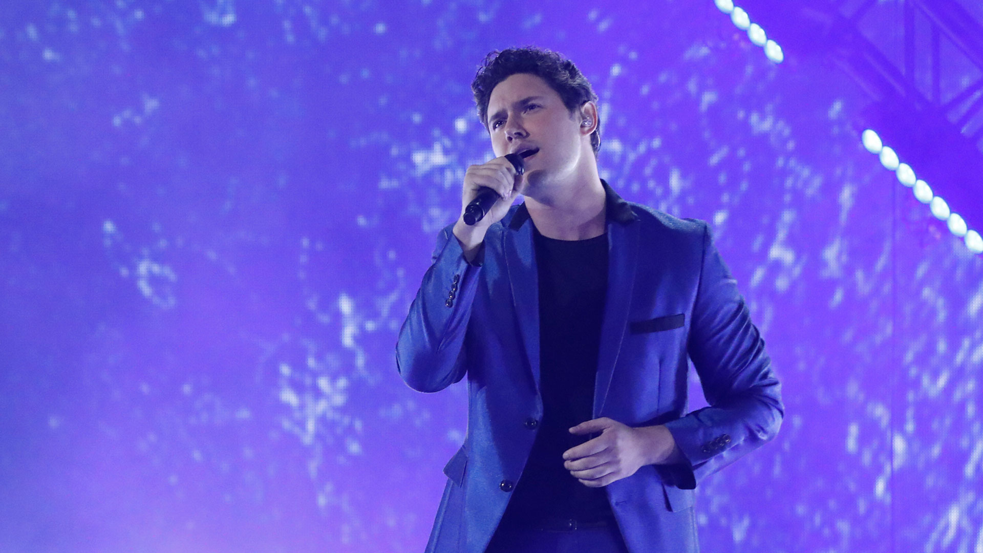 Watch America's Got Talent Highlight: Daniel Emmet - Live Semi Finals 2 ...