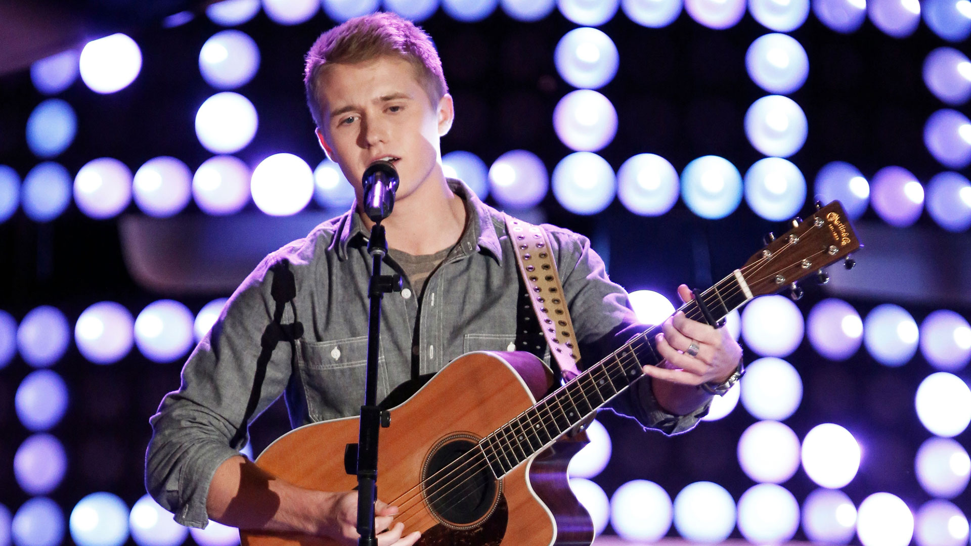Watch The Voice Highlight: Corey Kent White Blind Audition: "Chicken ...