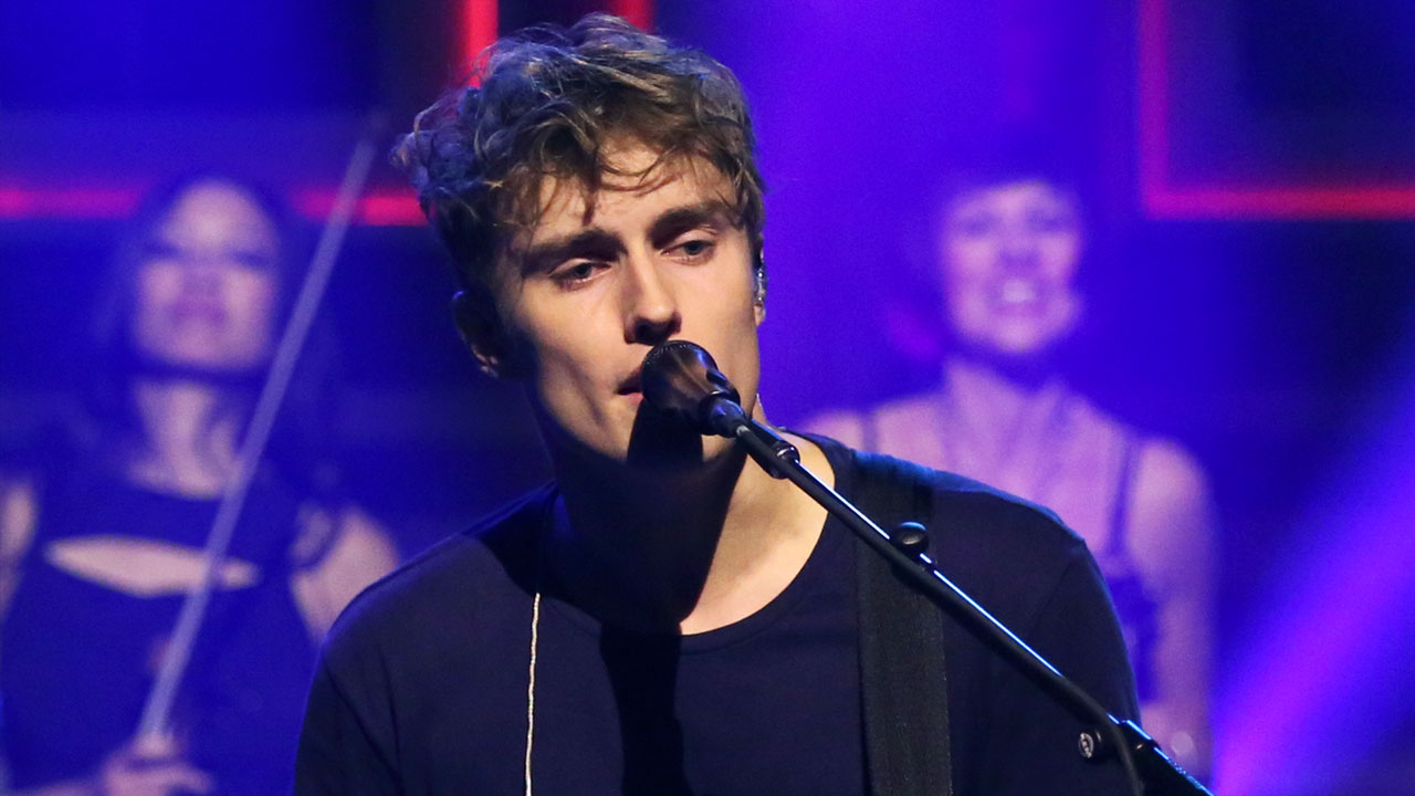 Watch The Tonight Show Starring Jimmy Fallon Highlight: Sam Fender ...