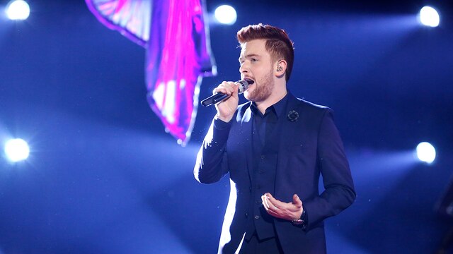 Watch The Voice Highlight: Jeffery Austin: "Stay" - NBC.com