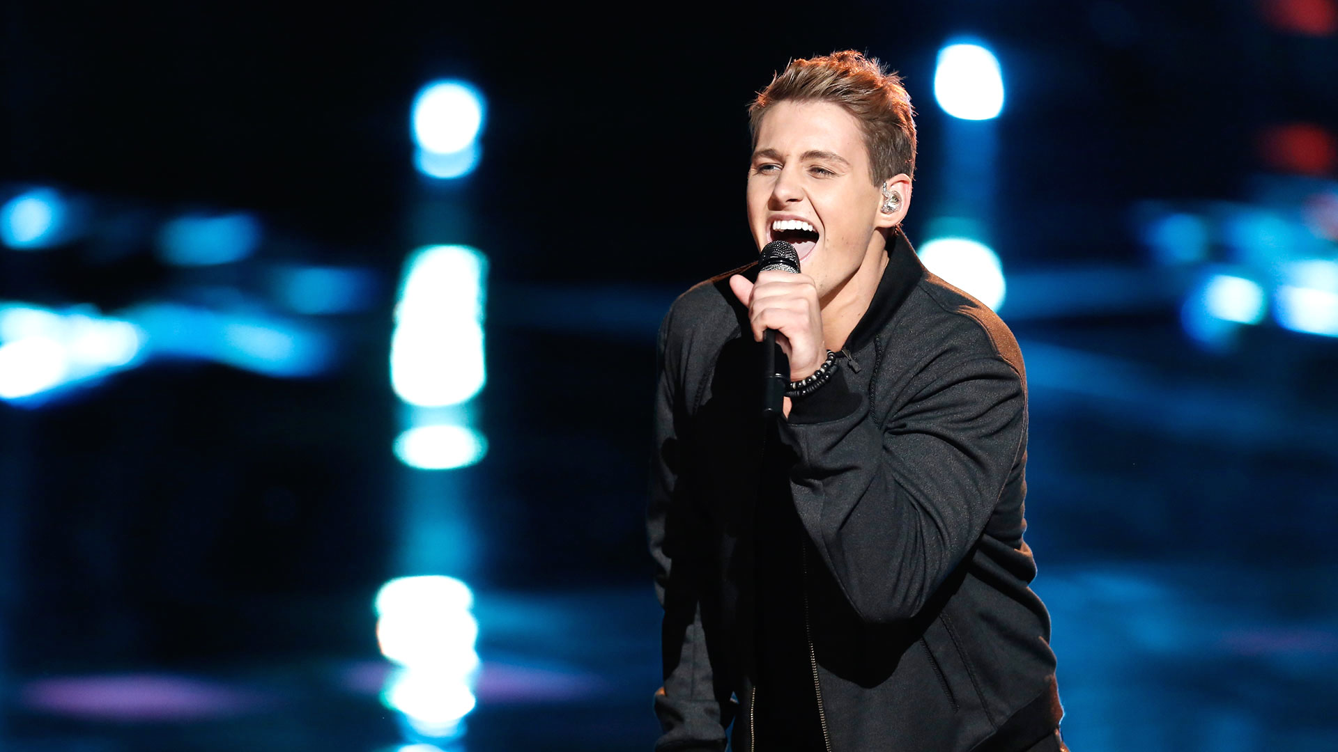 Watch The Voice Highlight: Ryan Sill: "Collide" - NBC.com
