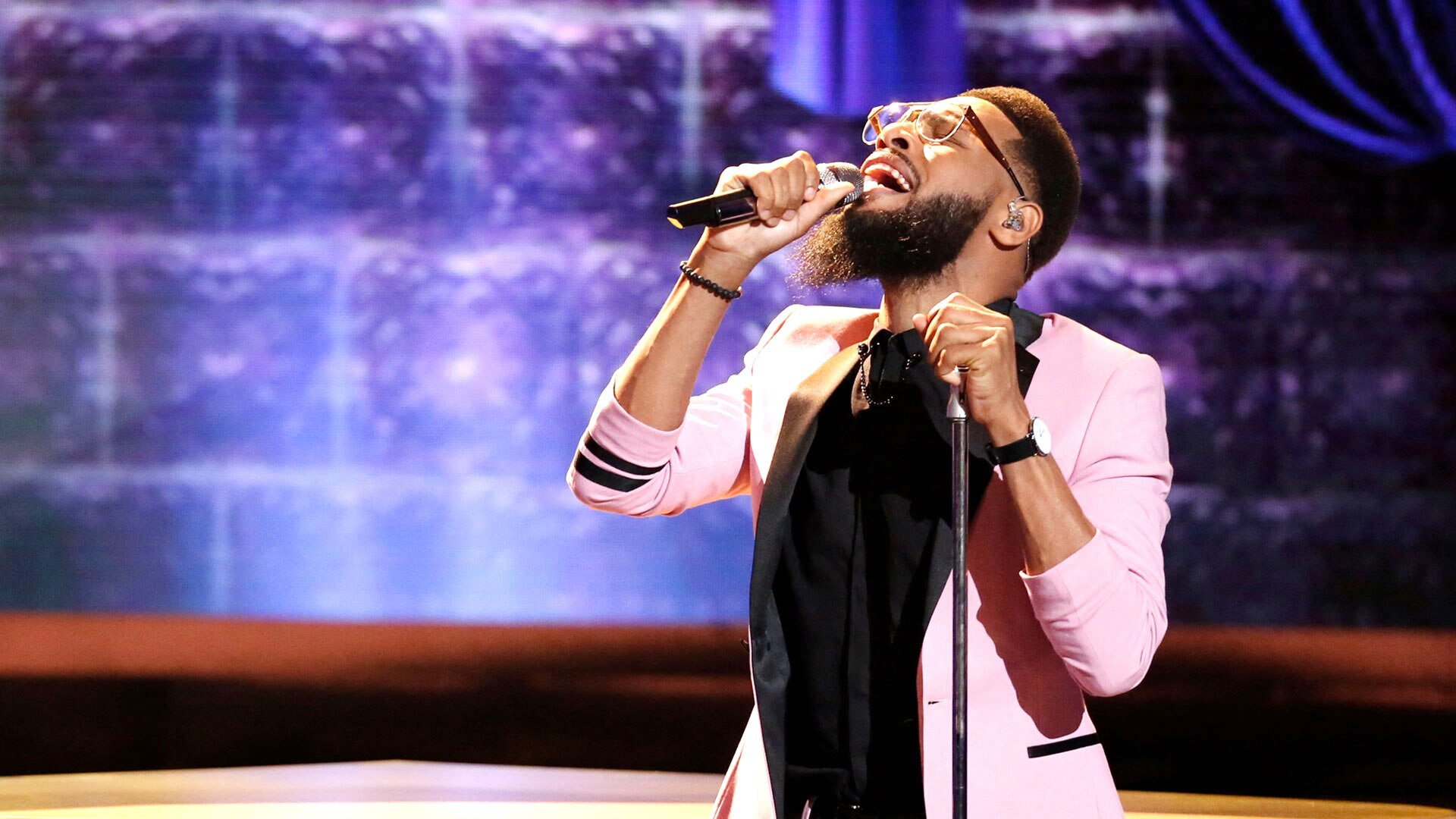 Watch The Voice Highlight: TSoul: "Ain't No Way" - NBC.com
