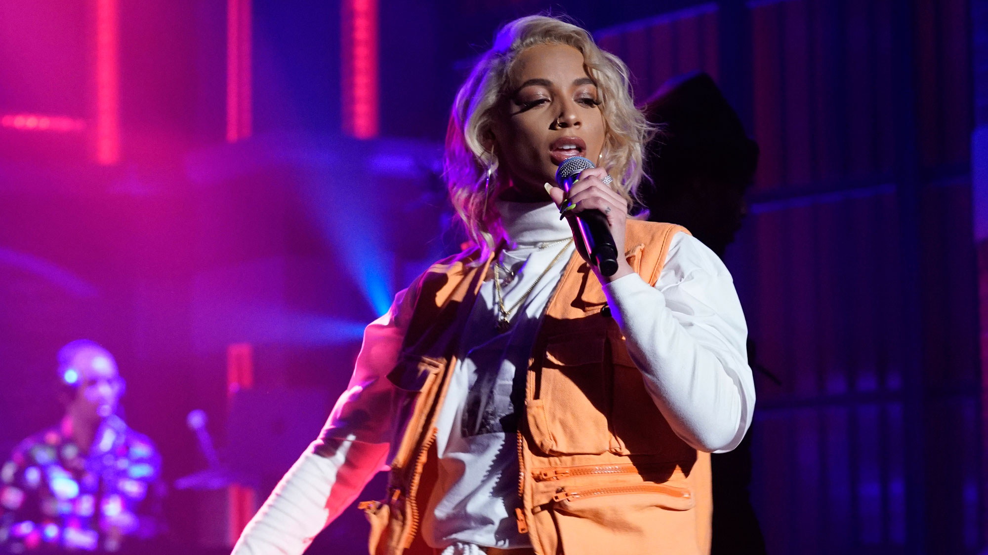 Watch Late Night with Seth Meyers Highlight: DaniLeigh: Lil Bebe - NBC.com