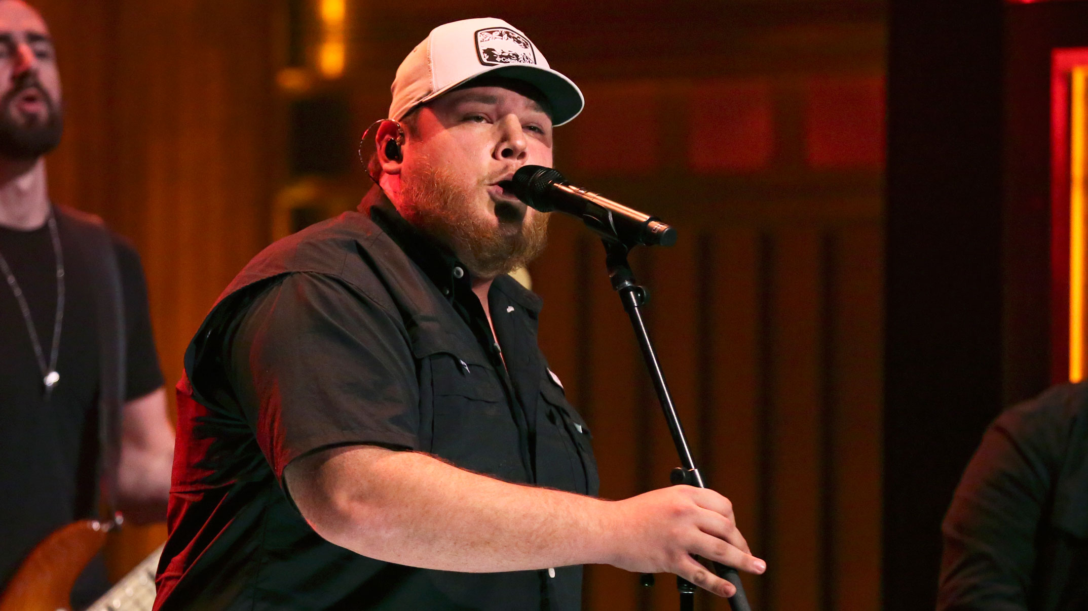 Watch The Tonight Show Starring Jimmy Fallon Highlight: Luke Combs ...