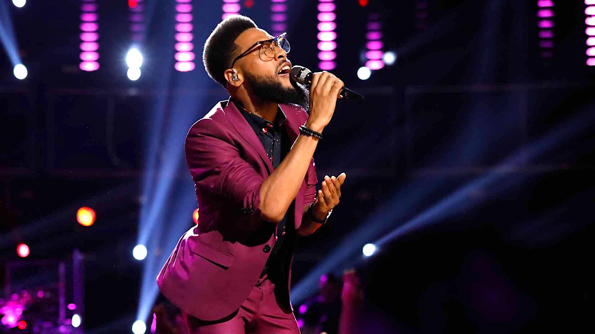 Watch The Voice Highlight: TSoul: "Knock on Wood" - NBC.com