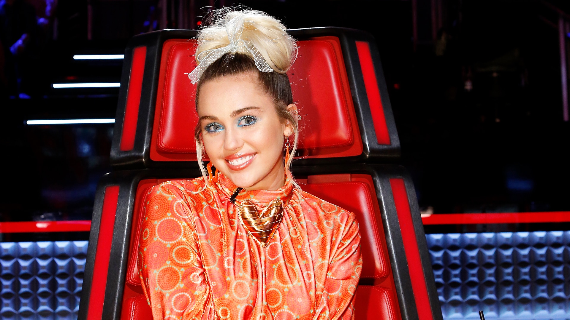 Watch The Voice Web Exclusive: Miley Cyrus Had a Farm, E-I-E-I-O! - NBC.com