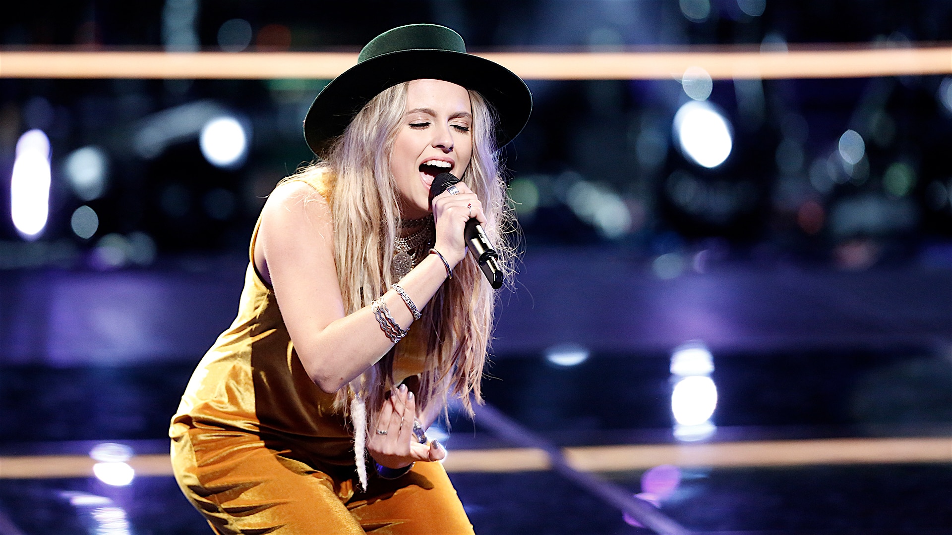 Watch The Voice Highlight: Darby Walker: "Shake It Out" - NBC.com