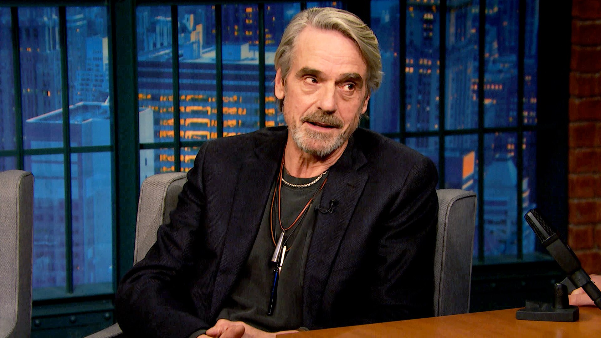 Watch Late Night with Seth Meyers Episode: Jeremy Irons, Rich Eisen ...