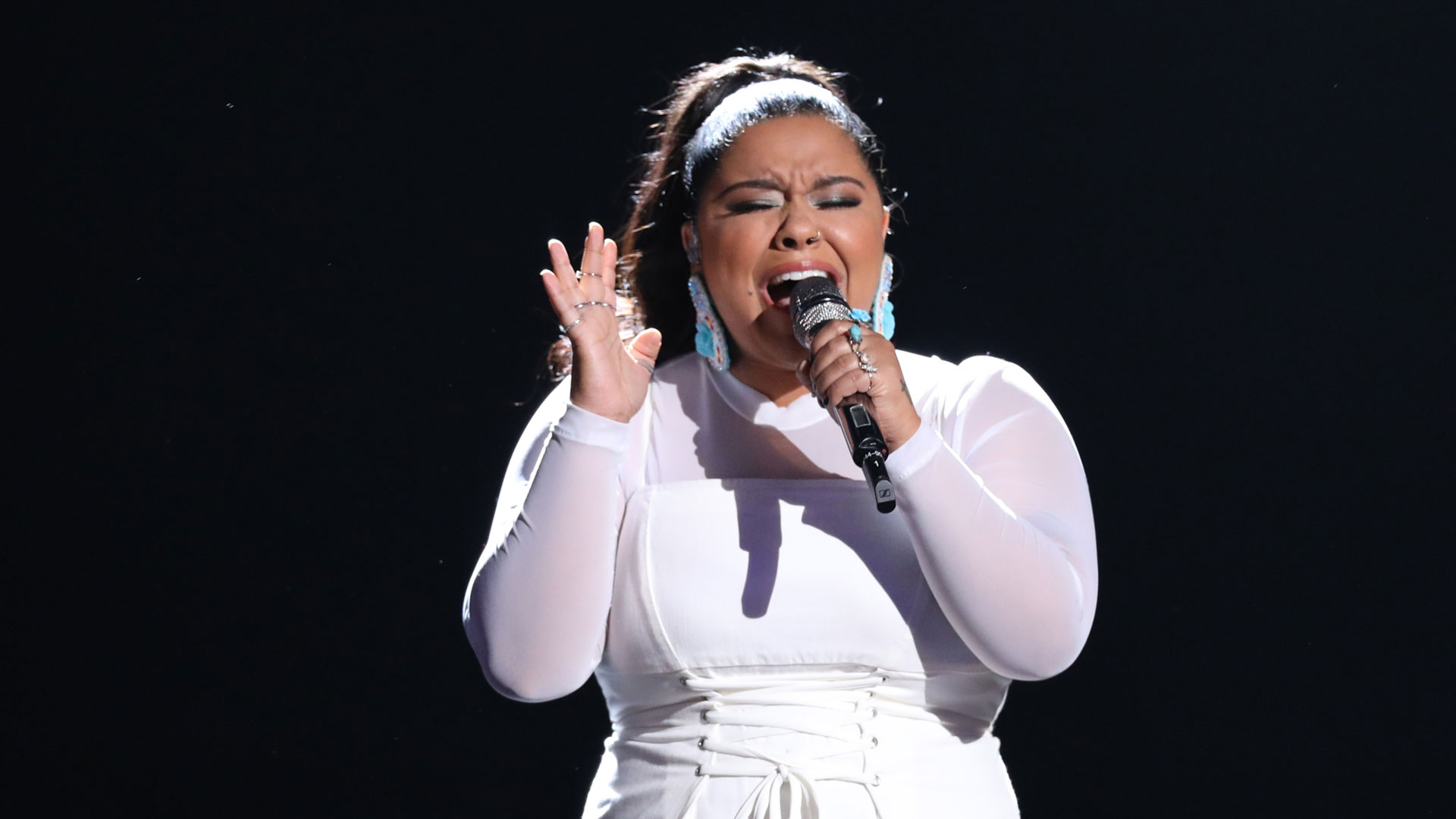 Watch The Voice Highlight: Brooke Simpson: "Praying" - NBC.com