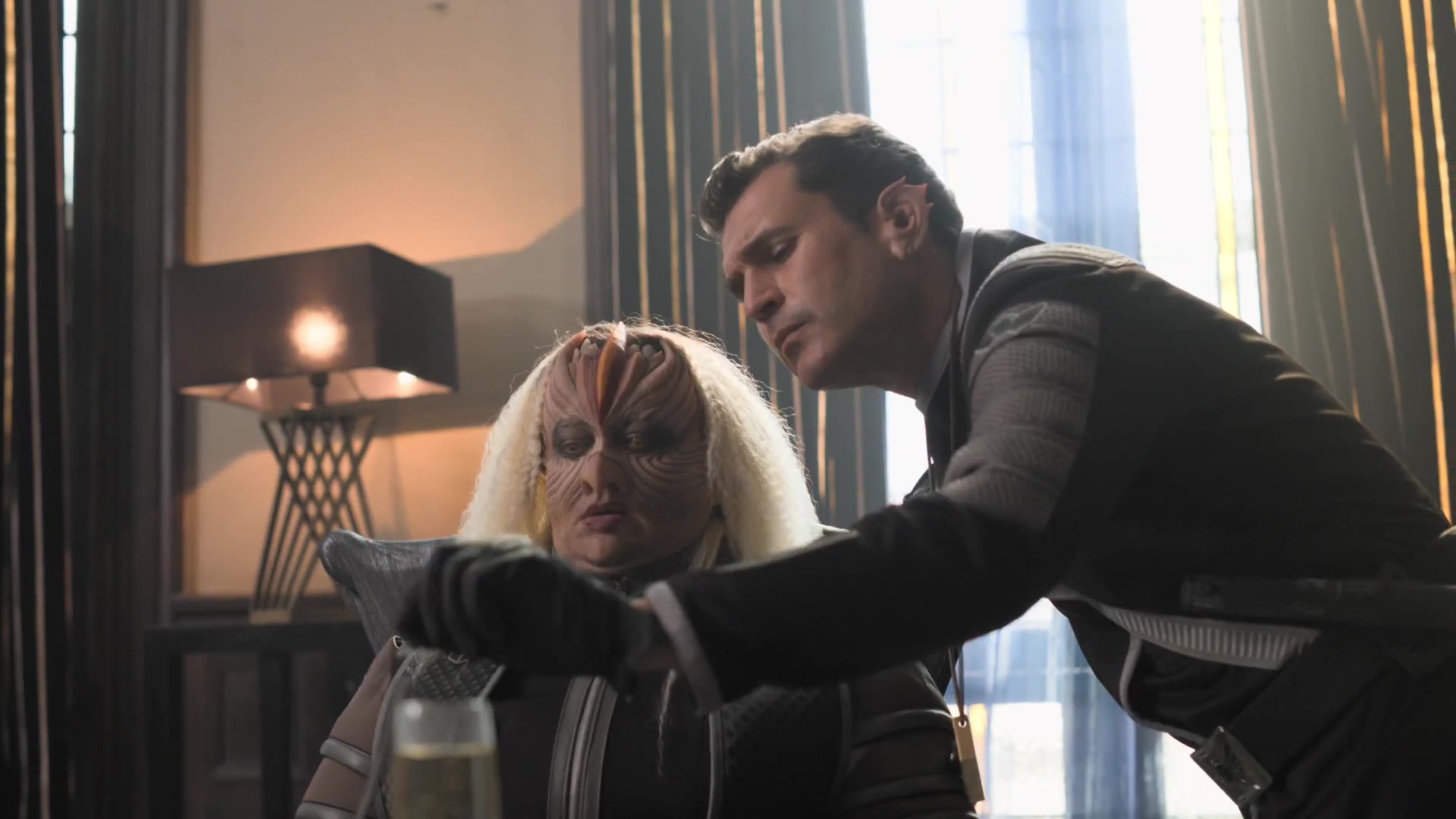 Watch Vagrant Queen Excerpt: Vagrant Queen | Season 1 Episode 6: Lazaro ...