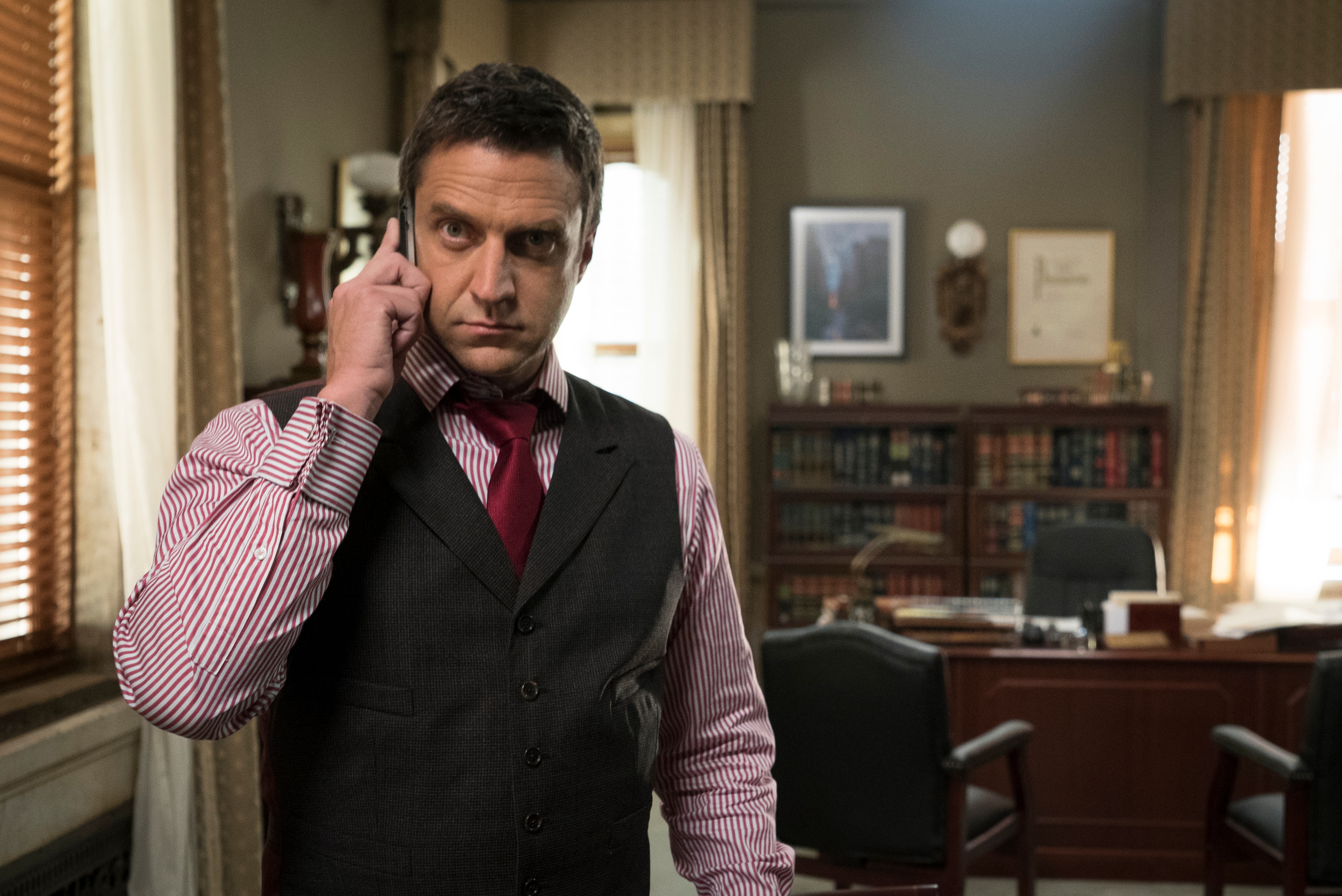 Law & Order: Special Victims Unit: Behind the Scenes of "Spousal ...