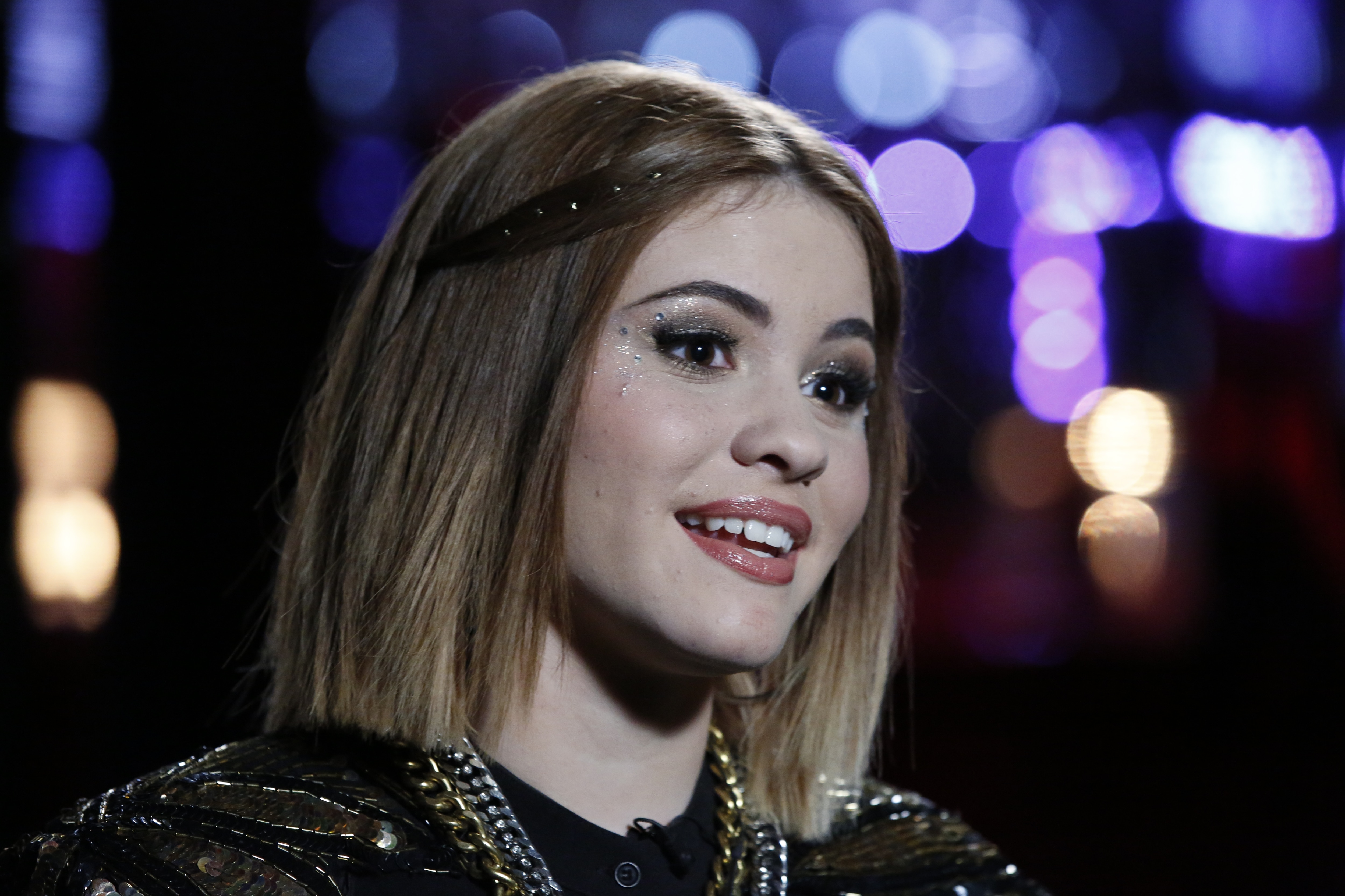 The Voice: Behind the Scenes: Live Top 10 Performances Photo: 2078641 ...