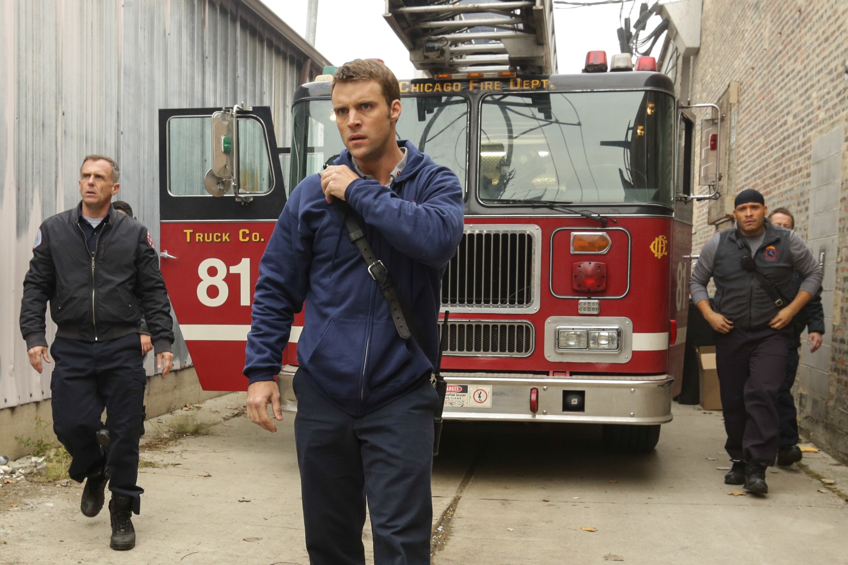 Chicago Fire: Santa Bites Photo: 2084596 - NBC.com