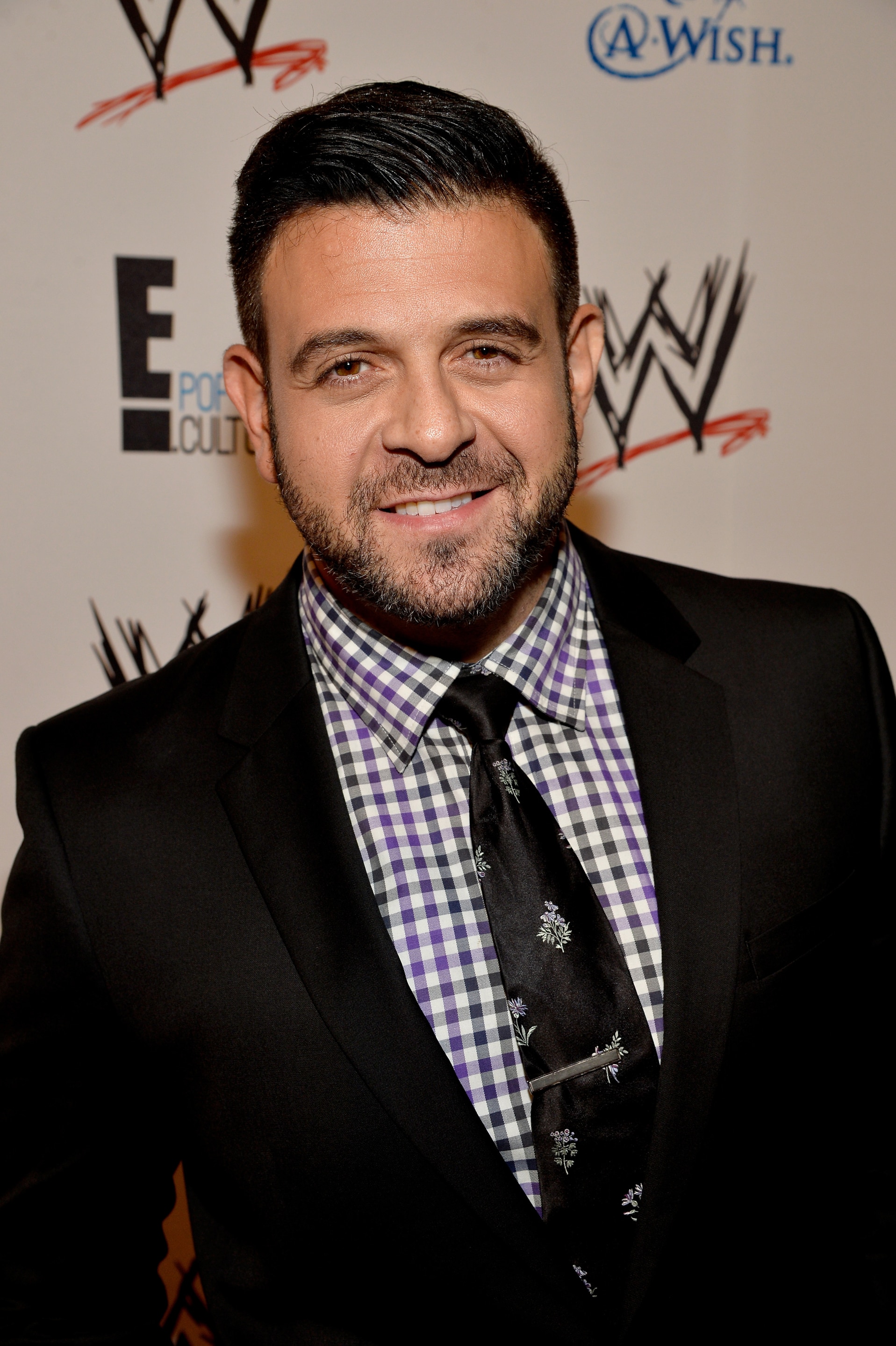 Food Fighters: Get to Know Food Fighters Host Adam Richman Photo ...