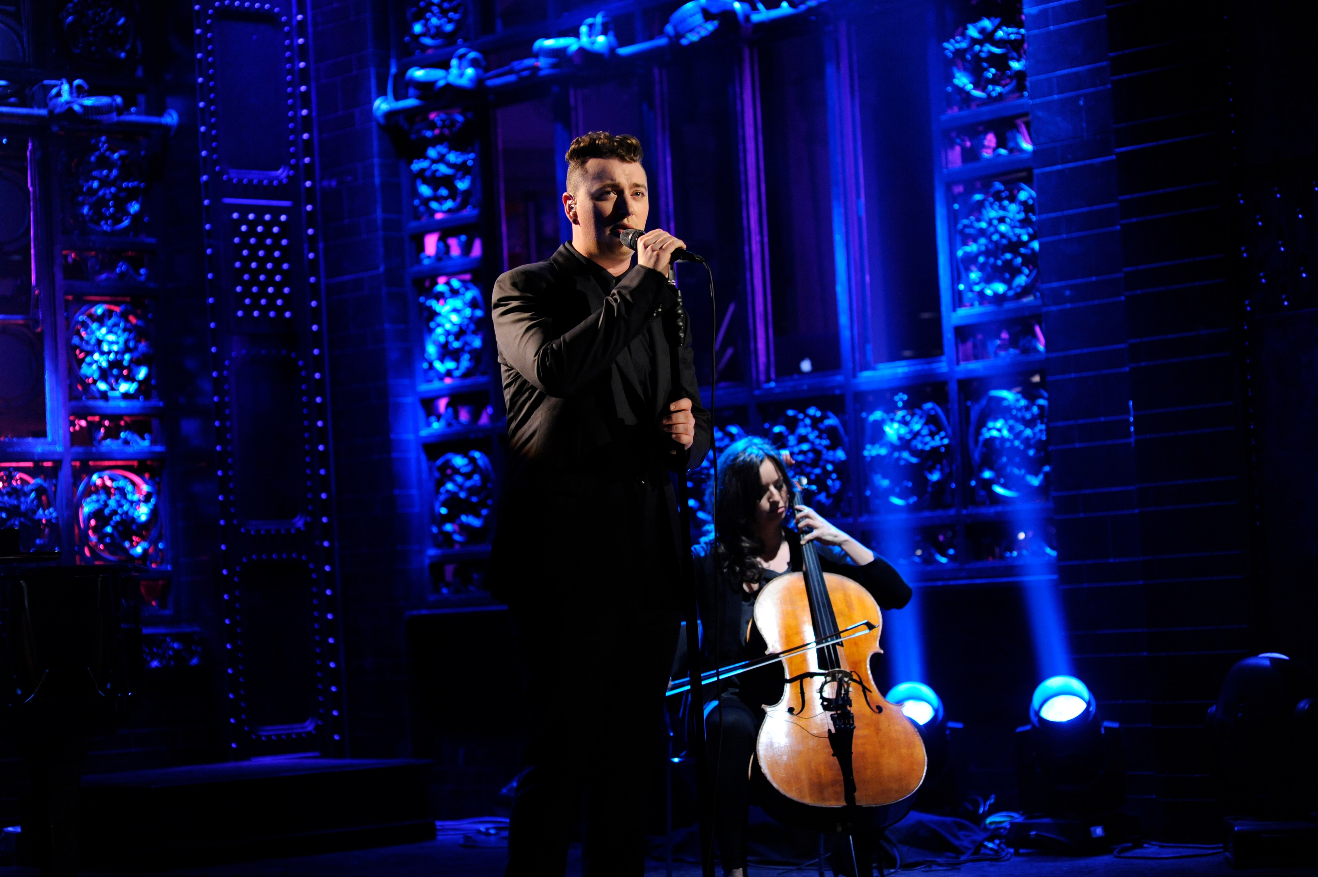 Saturday Night Live: From the Set: Louis C.K. and Sam Smith Photo ...