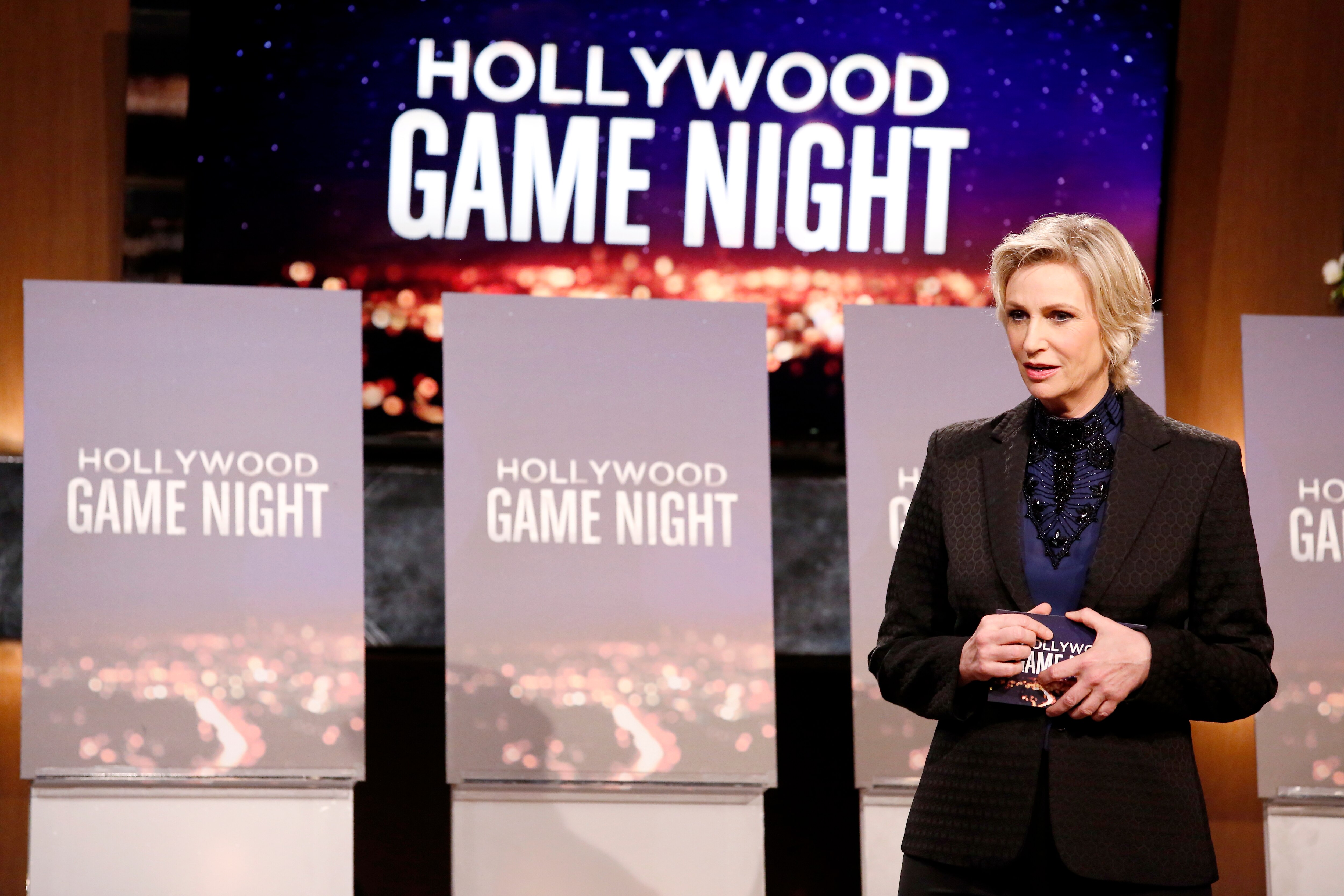 Hollywood Game Night: Photos from "Game Night, That's Another Story ...