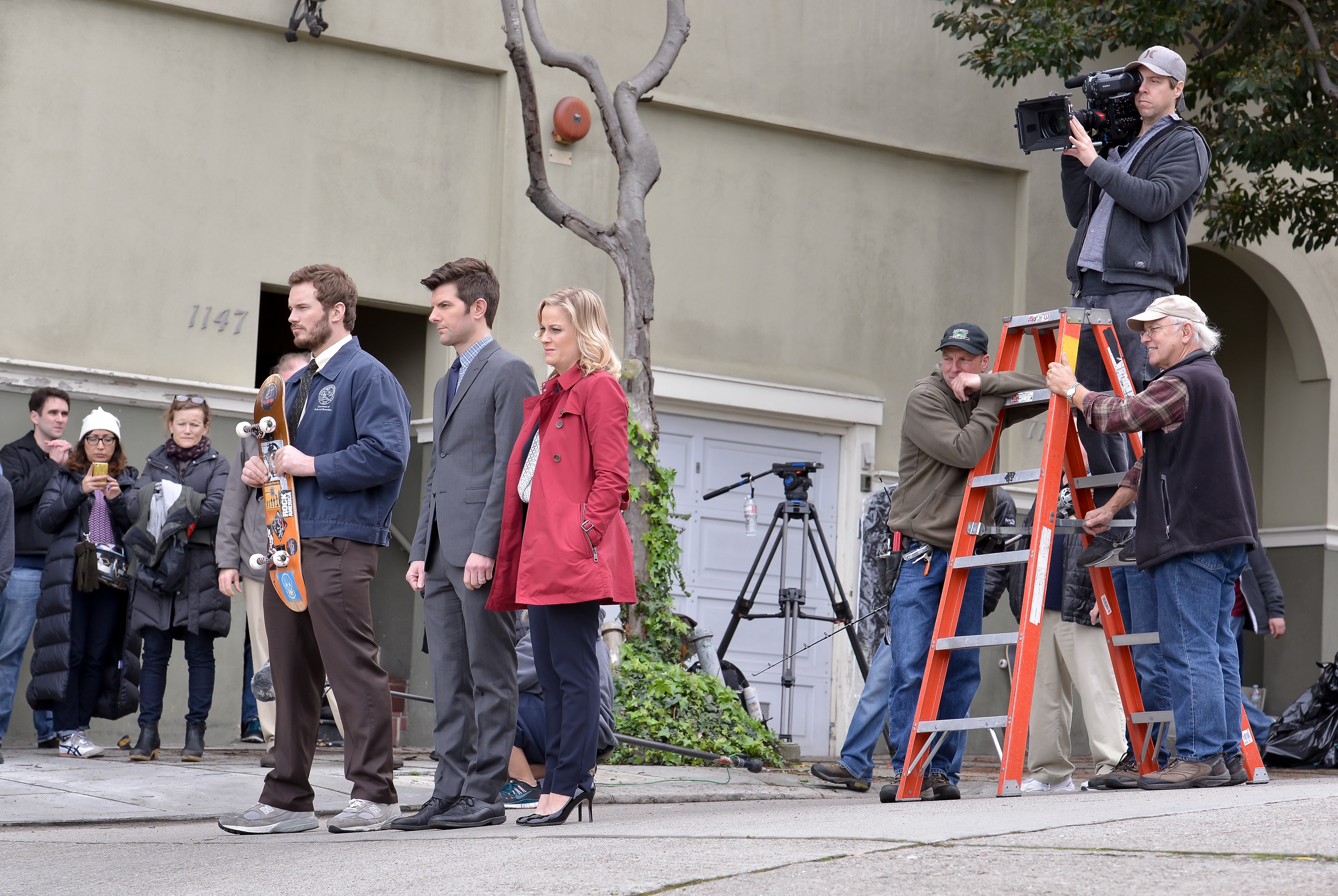 Parks and Recreation: Behind the Scenes: Moving Up Photo: 1695971 - NBC.com Parks and Recreation: Behind the Scenes: Moving Up Photo: 1695971 - NBC.com