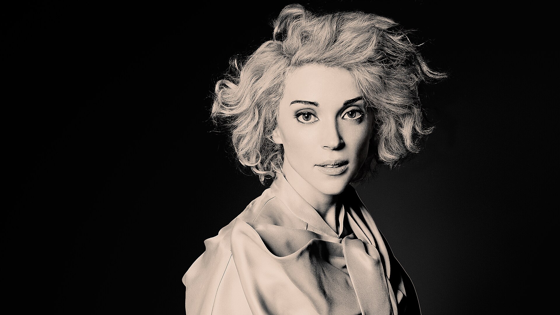 Saturday Night Live: Andy Samberg and St. Vincent Bumper Photos Photo ...