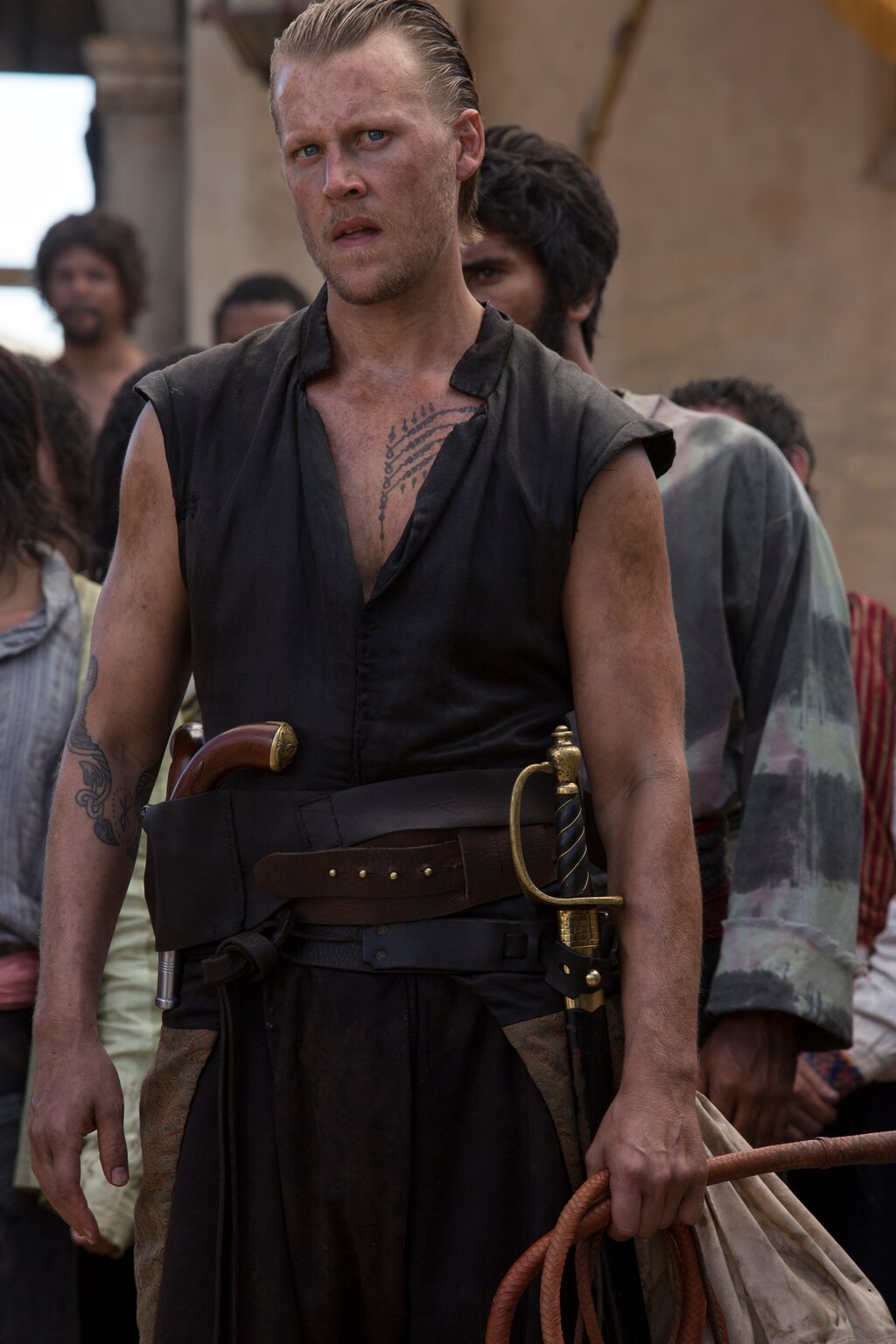 Crossbones: Beggarman Photo: 1788936 - NBC.com