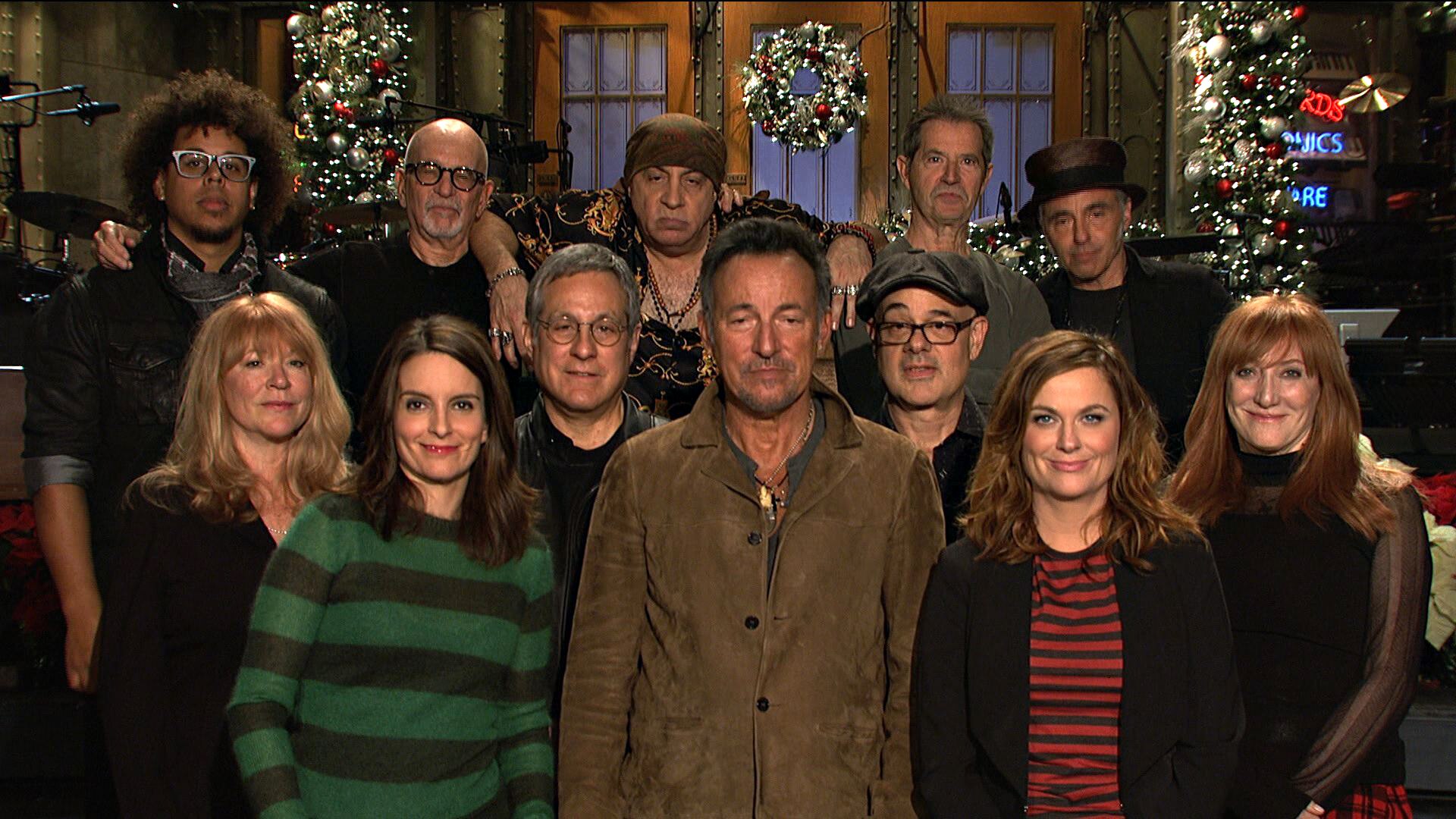 Watch Saturday Night Live Sneak Peek: Tina Fey & Amy Poehler Are Psyched For Bruce Springsteen ...