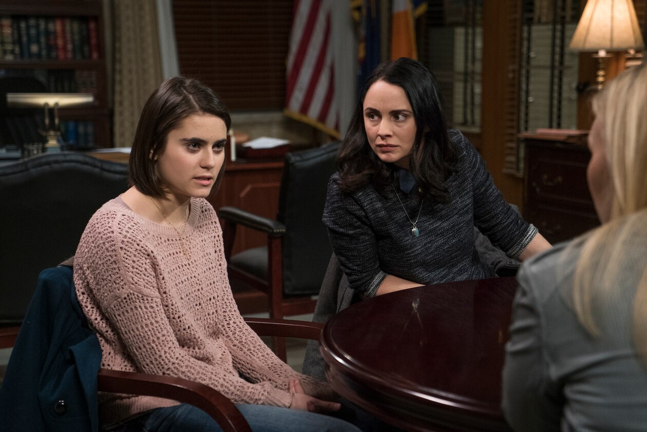 Law & Order: Special Victims Unit: Photos from "Devastating Story ...