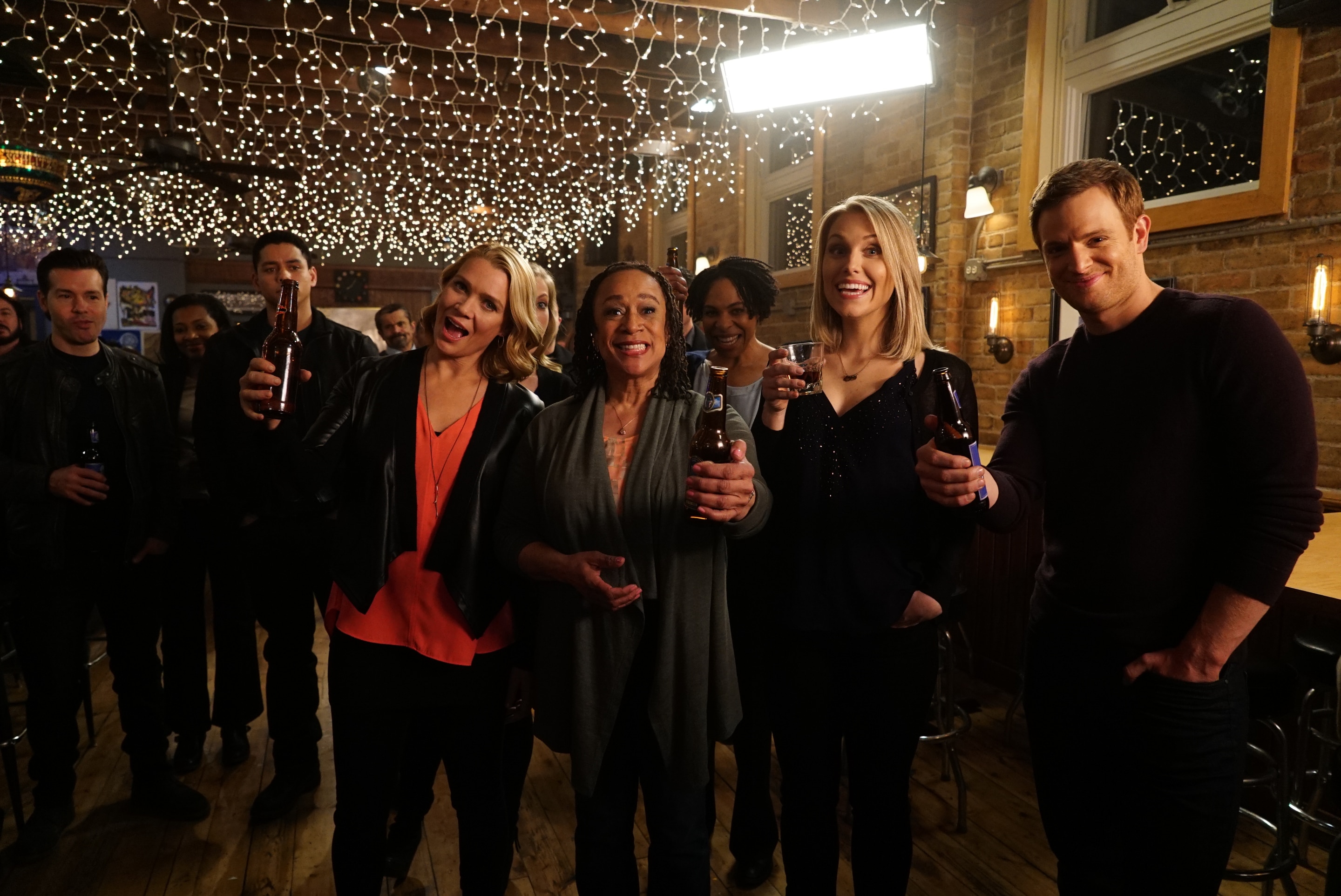 Chicago Fire: Behind the Scenes: I Am The Apocalypse Photo: 2296191 ...