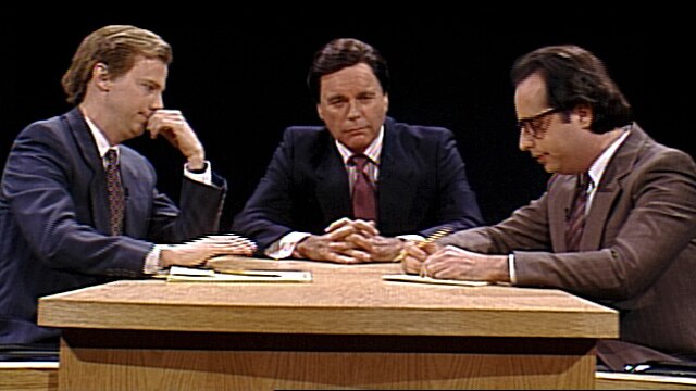 Watch Saturday Night Live Highlight: In the Middle - NBC.com