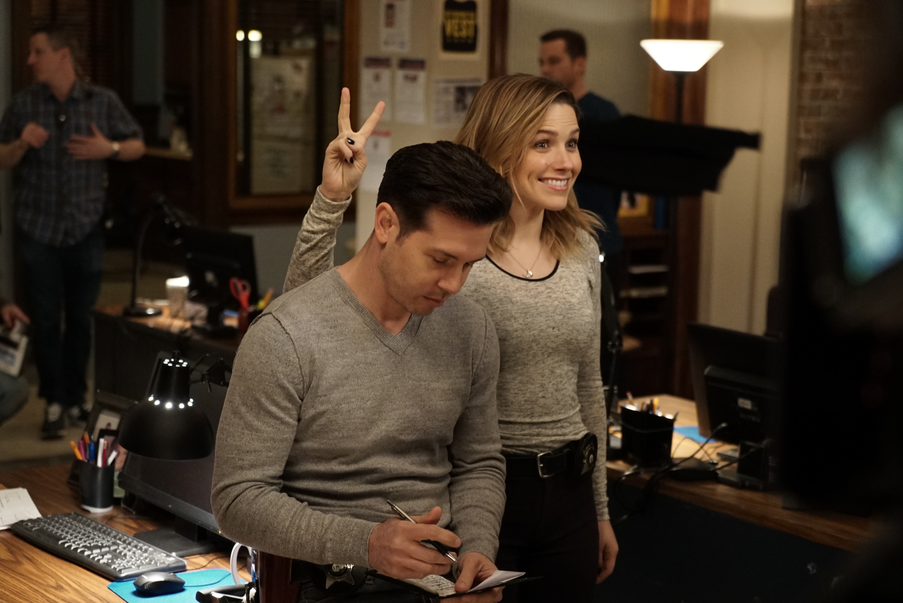 Chicago P.D.: Behind the Scenes: The Number of Rats Photo: 2329361 ...