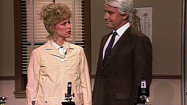 Watch Saturday Night Live Highlight: Discover - NBC.com