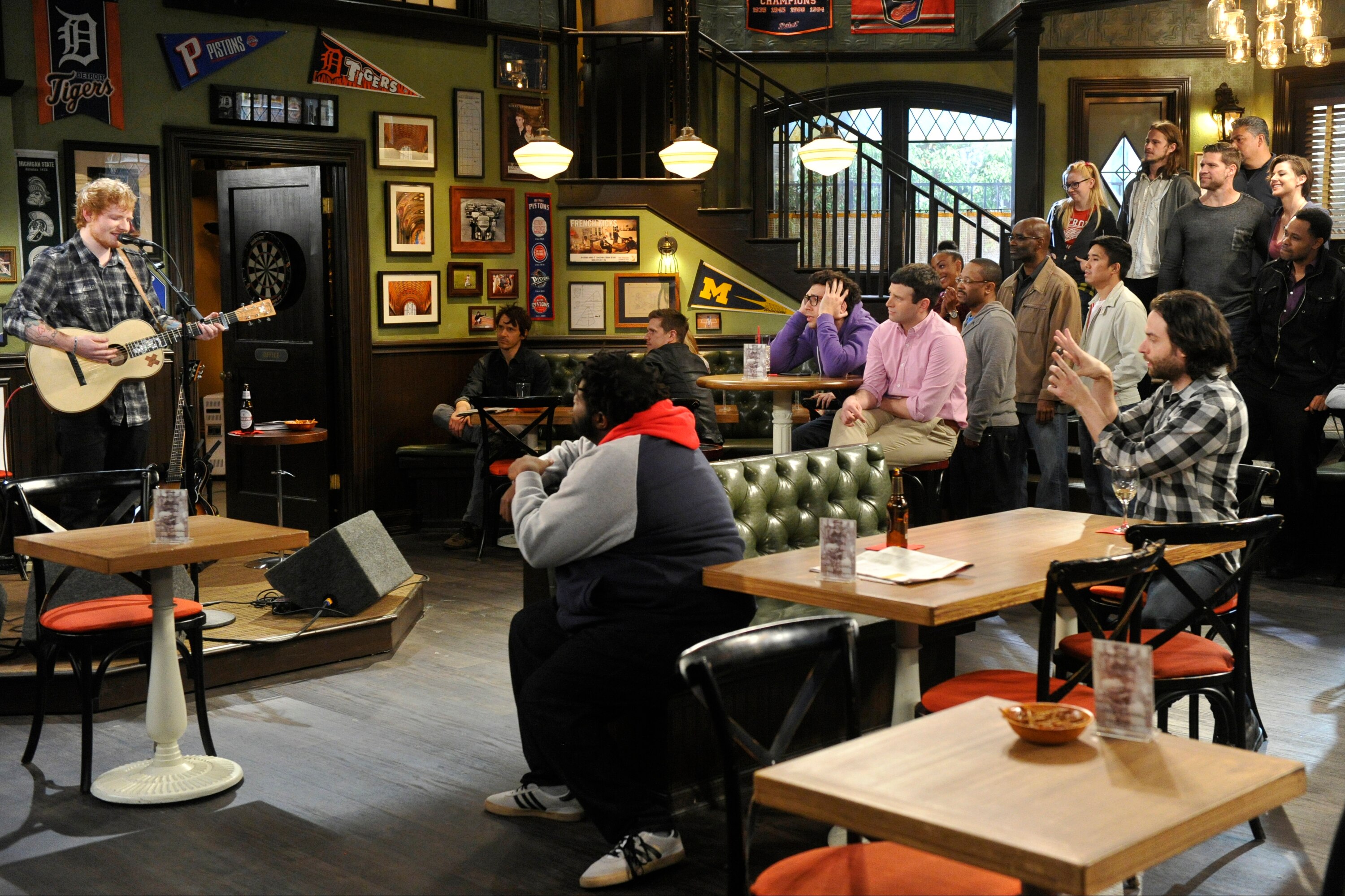 Undateable: A Live Show Walks into a Bar - Version 2 Photo: 2343556 ...