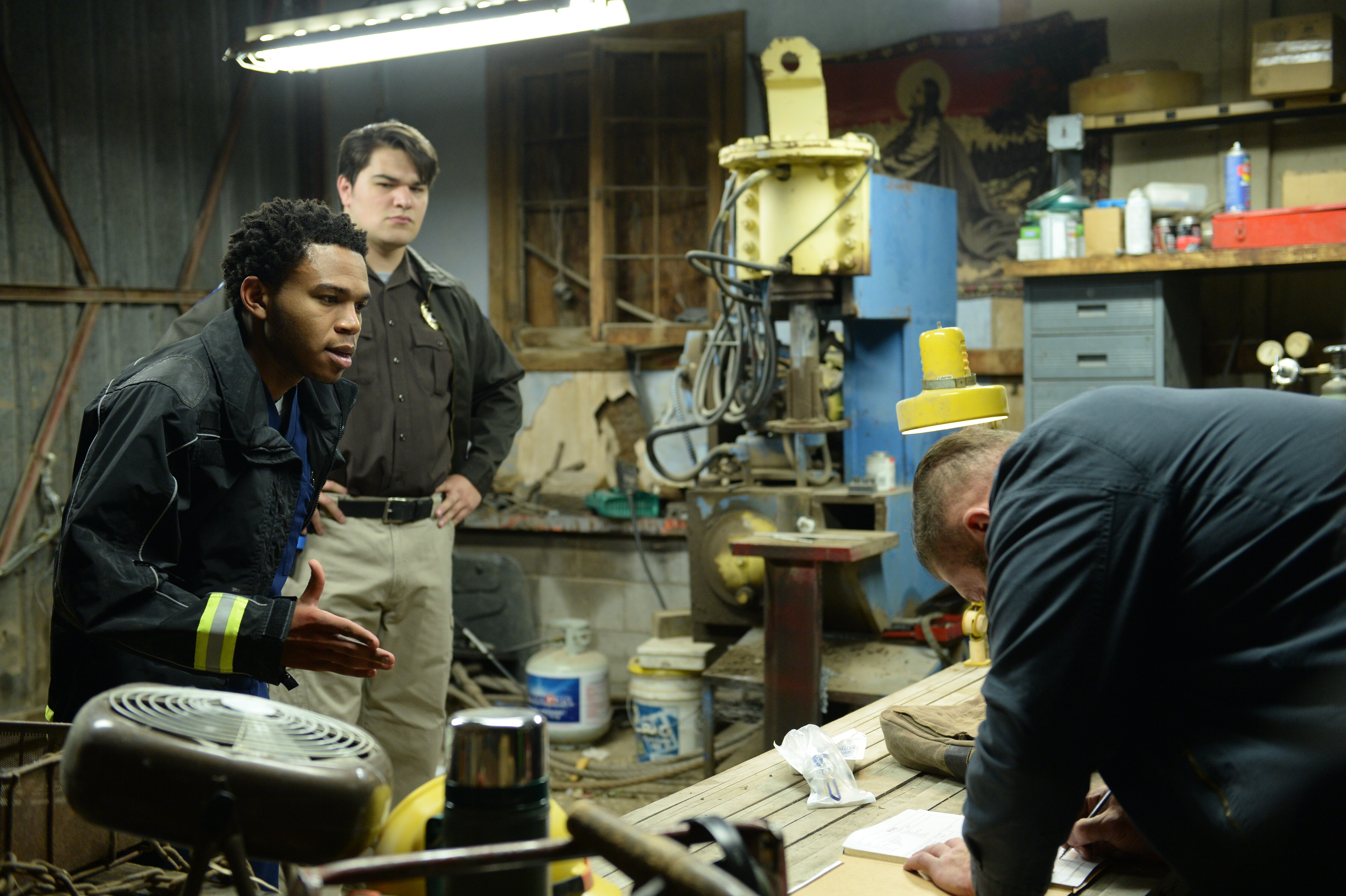 The Night Shift: Photos from "Between a Rock and a Hard Place"/"Trust ...