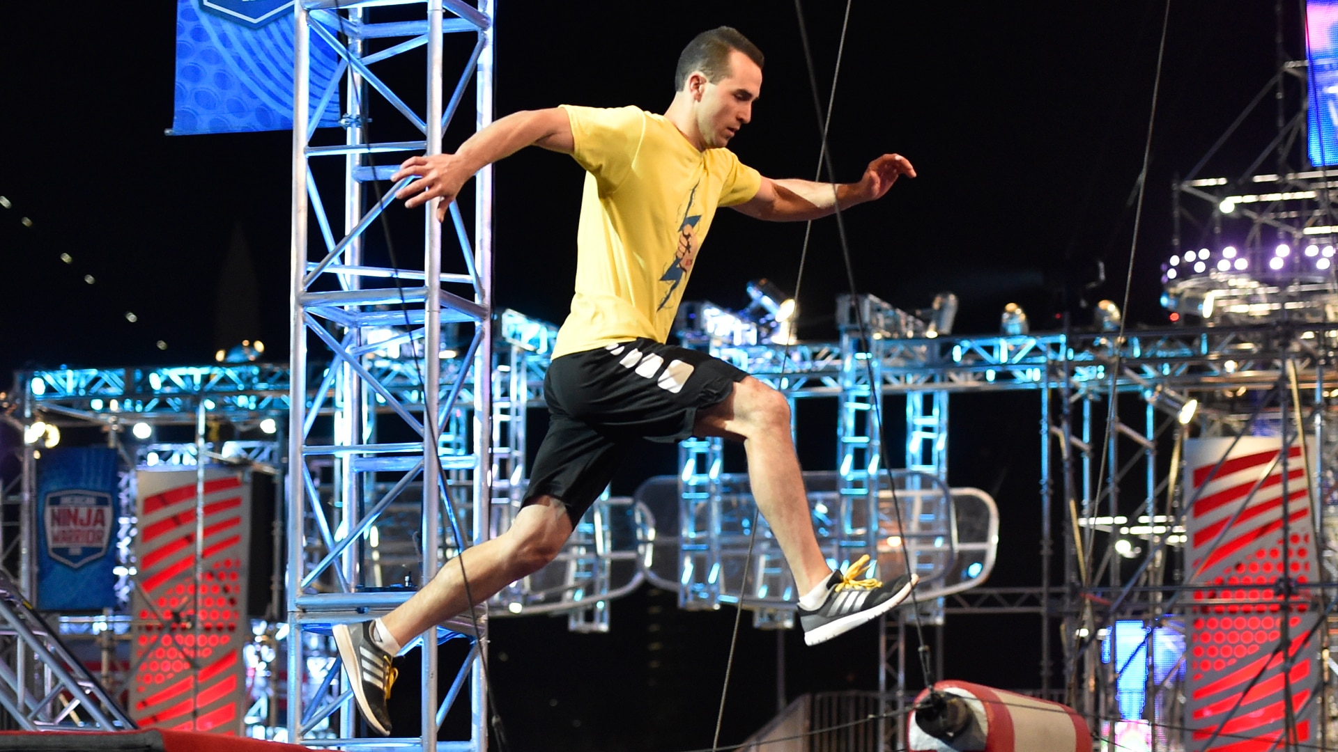 Watch American Ninja Warrior Highlight: Joe Moravsky - Stage 1 - NBC.com