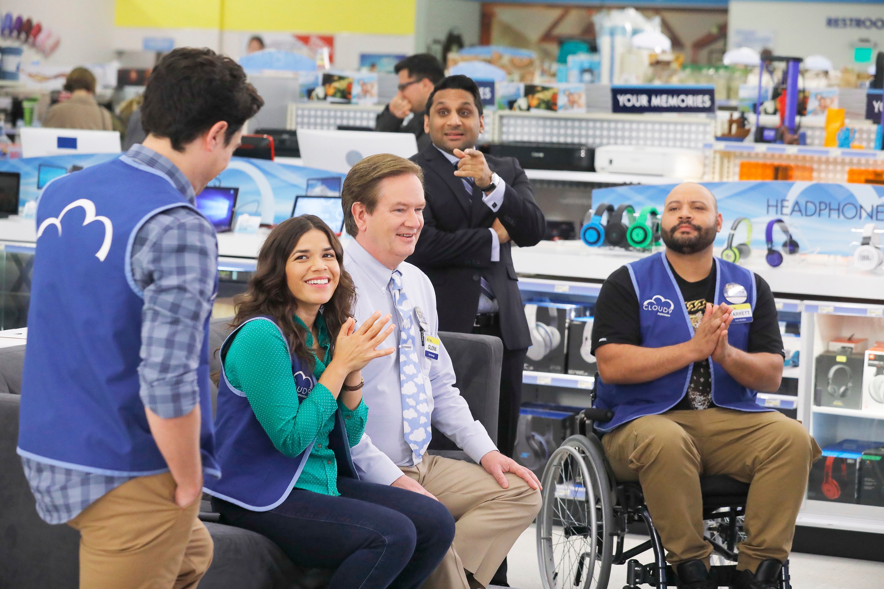 Superstore: Rebranding Photo: 2975686 - NBC.com