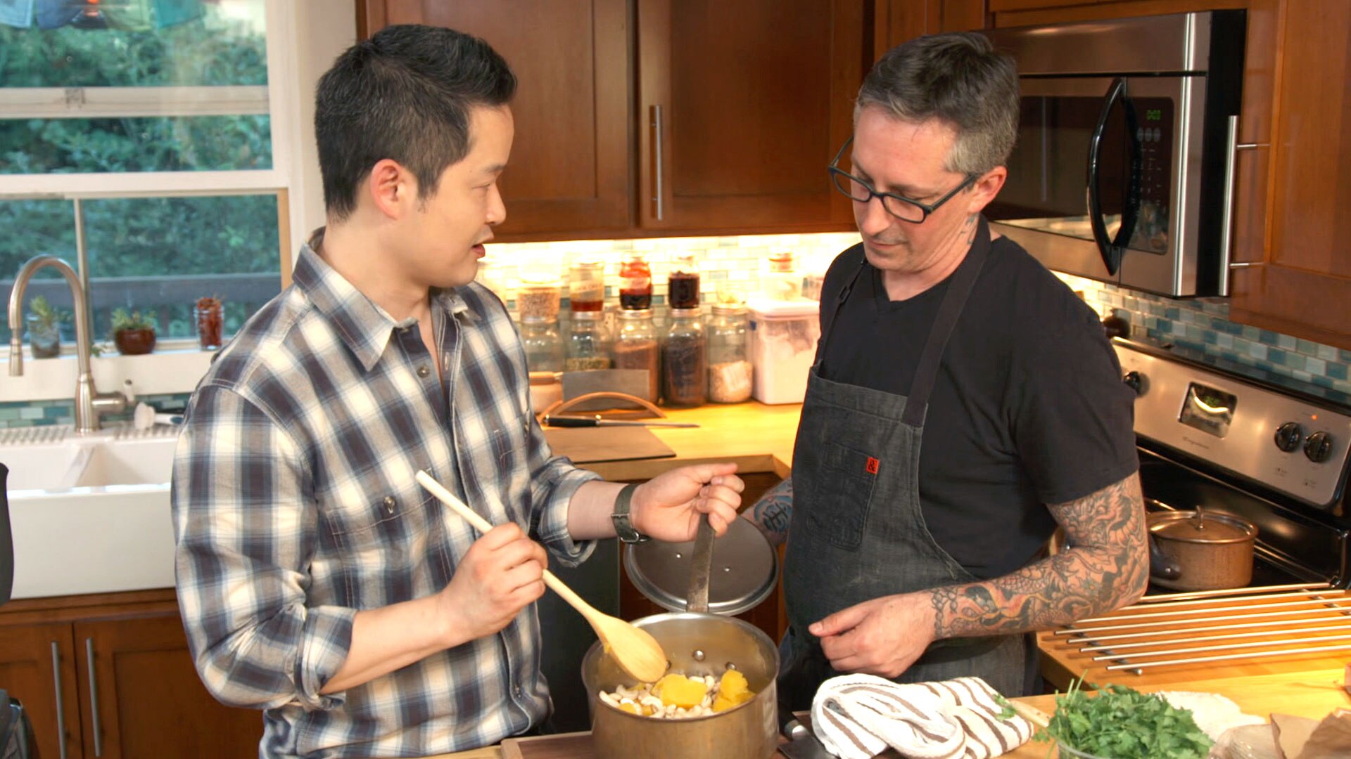 Watch Naturally, Danny Seo Episode: Wicked Healthy - NBC.com