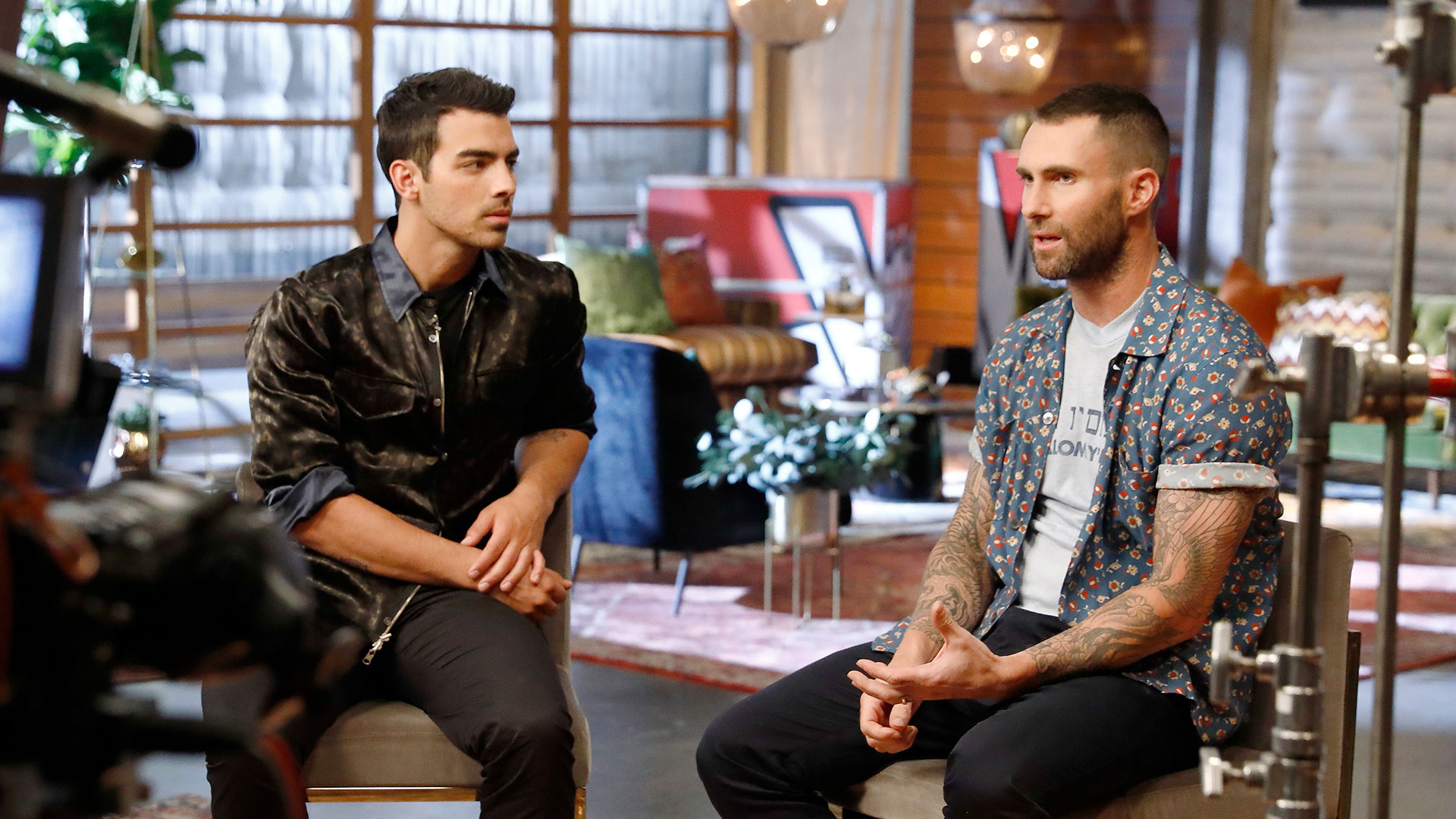 Watch The Voice Web Exclusive: Rad or Bad: Part 2 - NBC.com