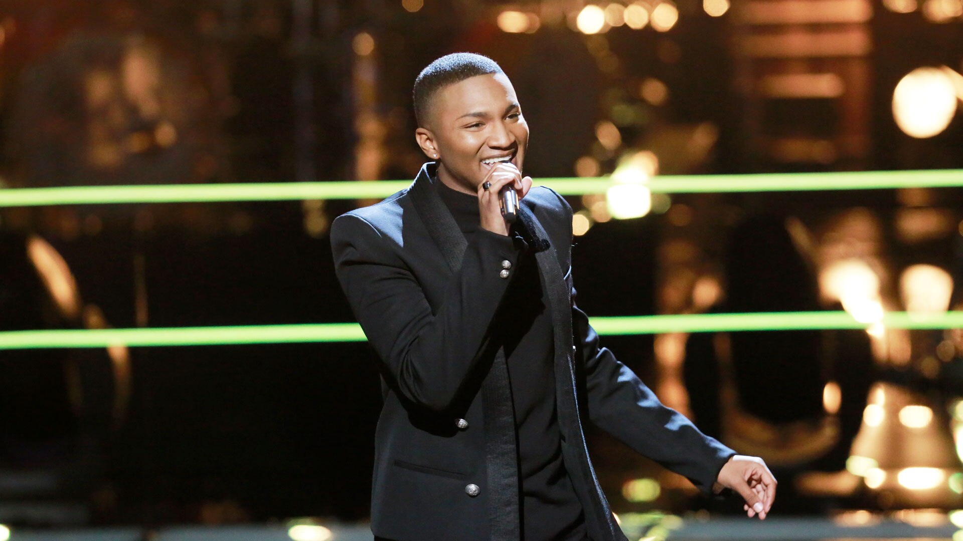 Watch The Voice Highlight: Eric Lyn: "What's Going On" - NBC.com
