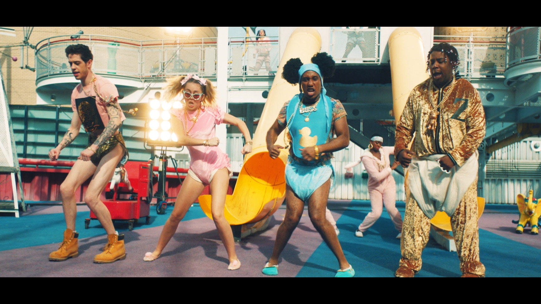 Watch Saturday Night Live Highlight: The Baby Step - NBC.com